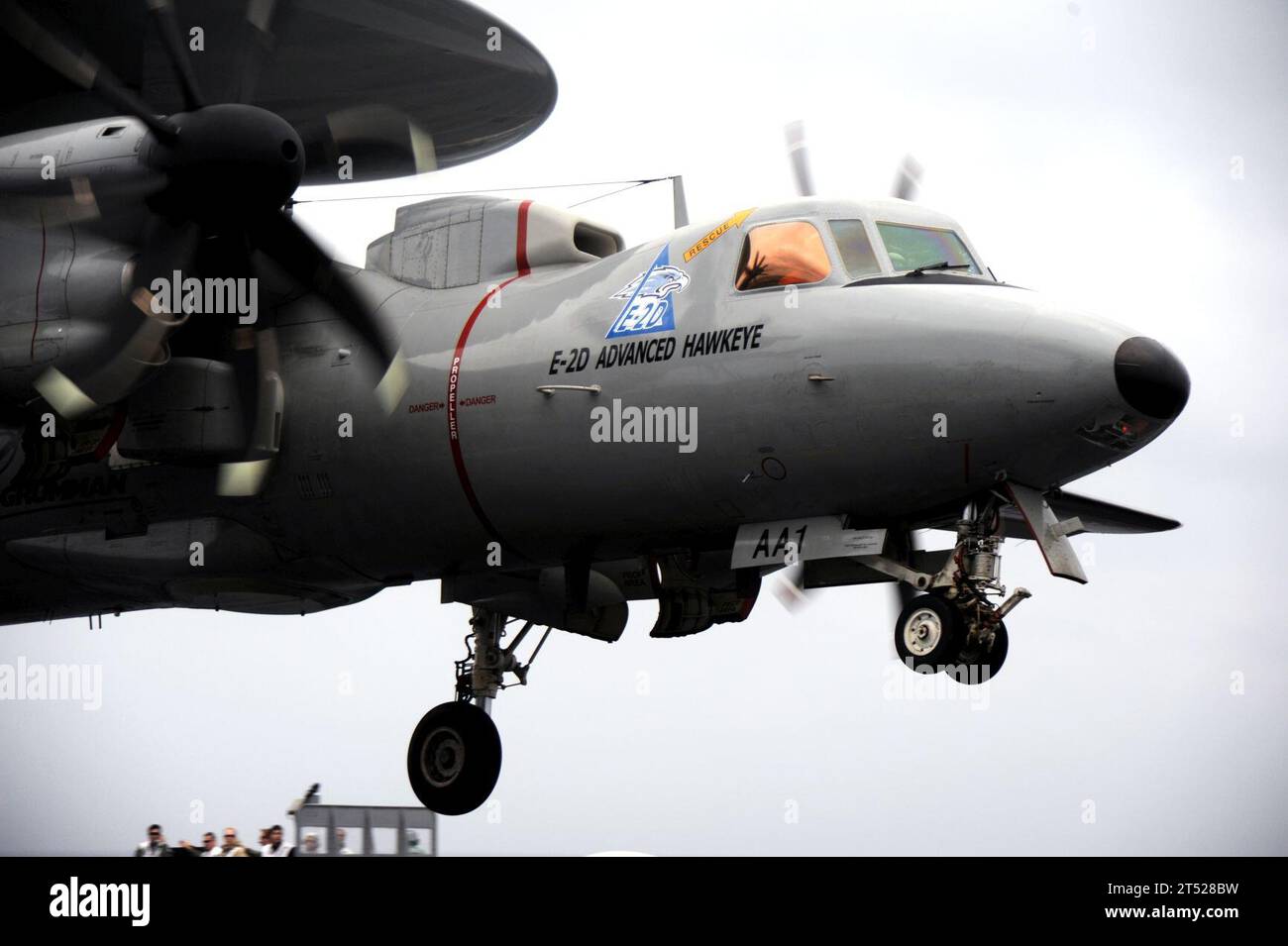 1102025685W-224 ATLANTIC OCEAN (Feb. 2, 2011) An E-2D Hawkeye assigned ...