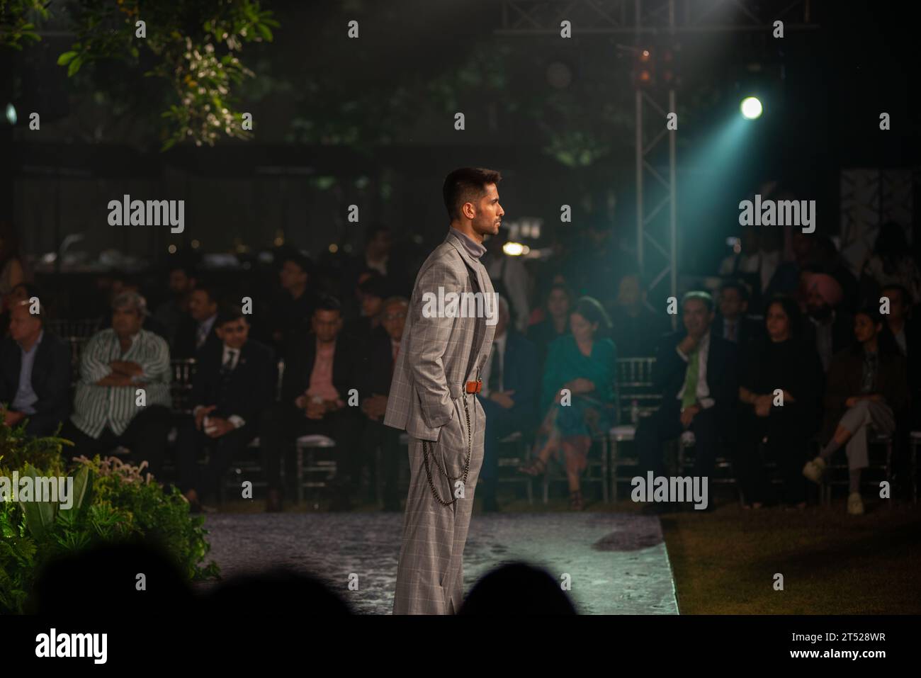 A model wearing designer Rajesh Pratap Singh's outfits while walking on ...