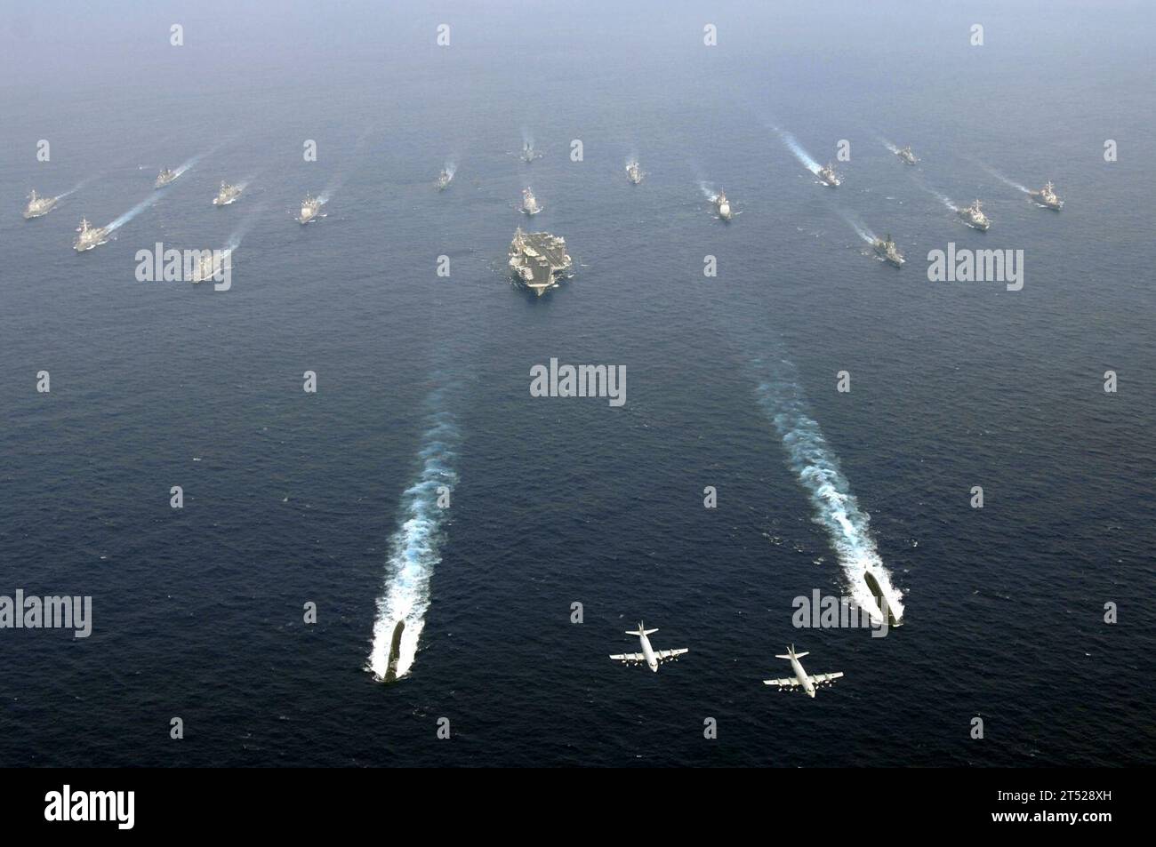 Japanese maritime self defense jmsdf ships hi-res stock photography and ...