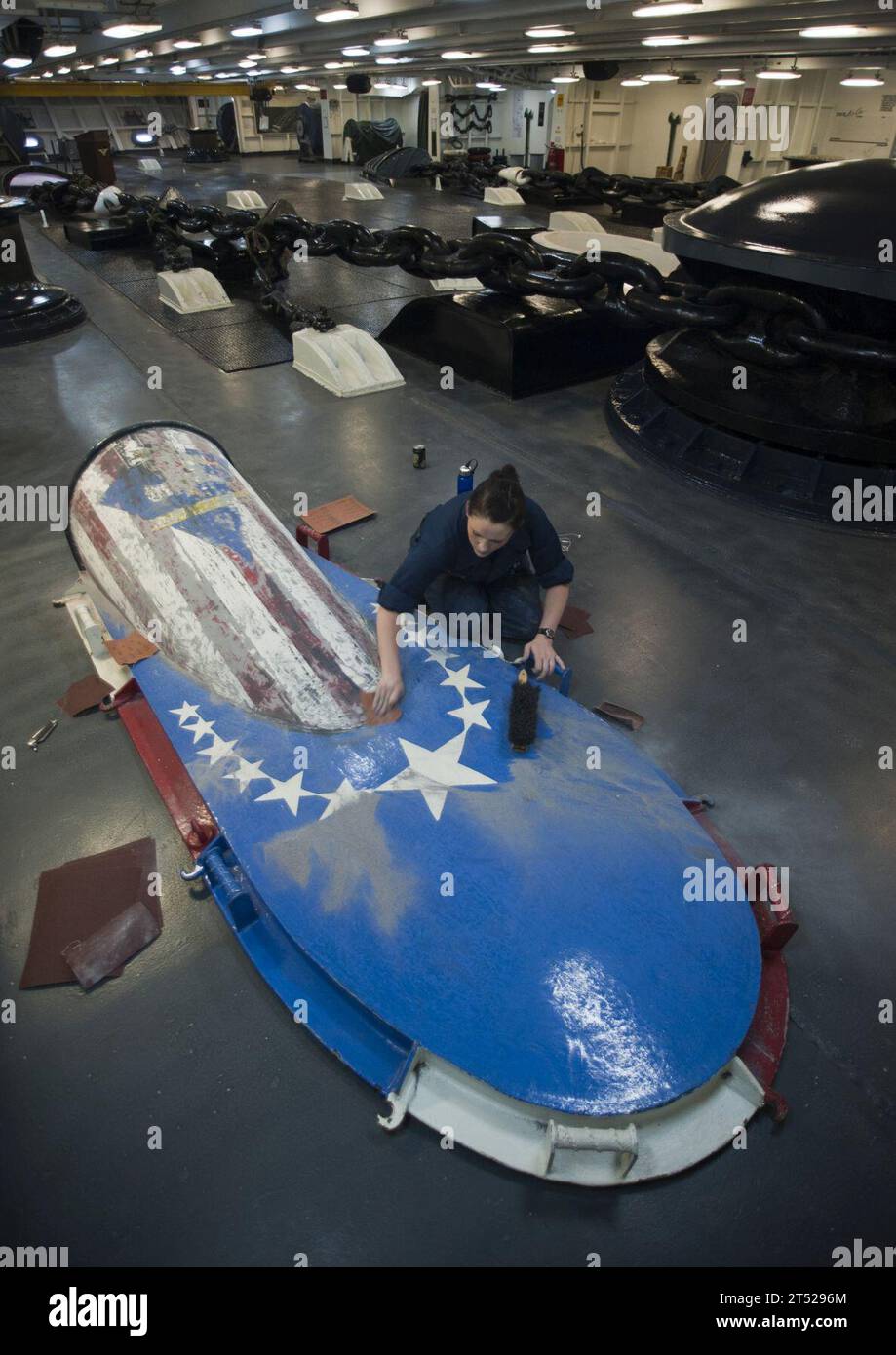 aircraft carrier, anchor chain, Carl Vinson Carrier Strike Group, FOC ...