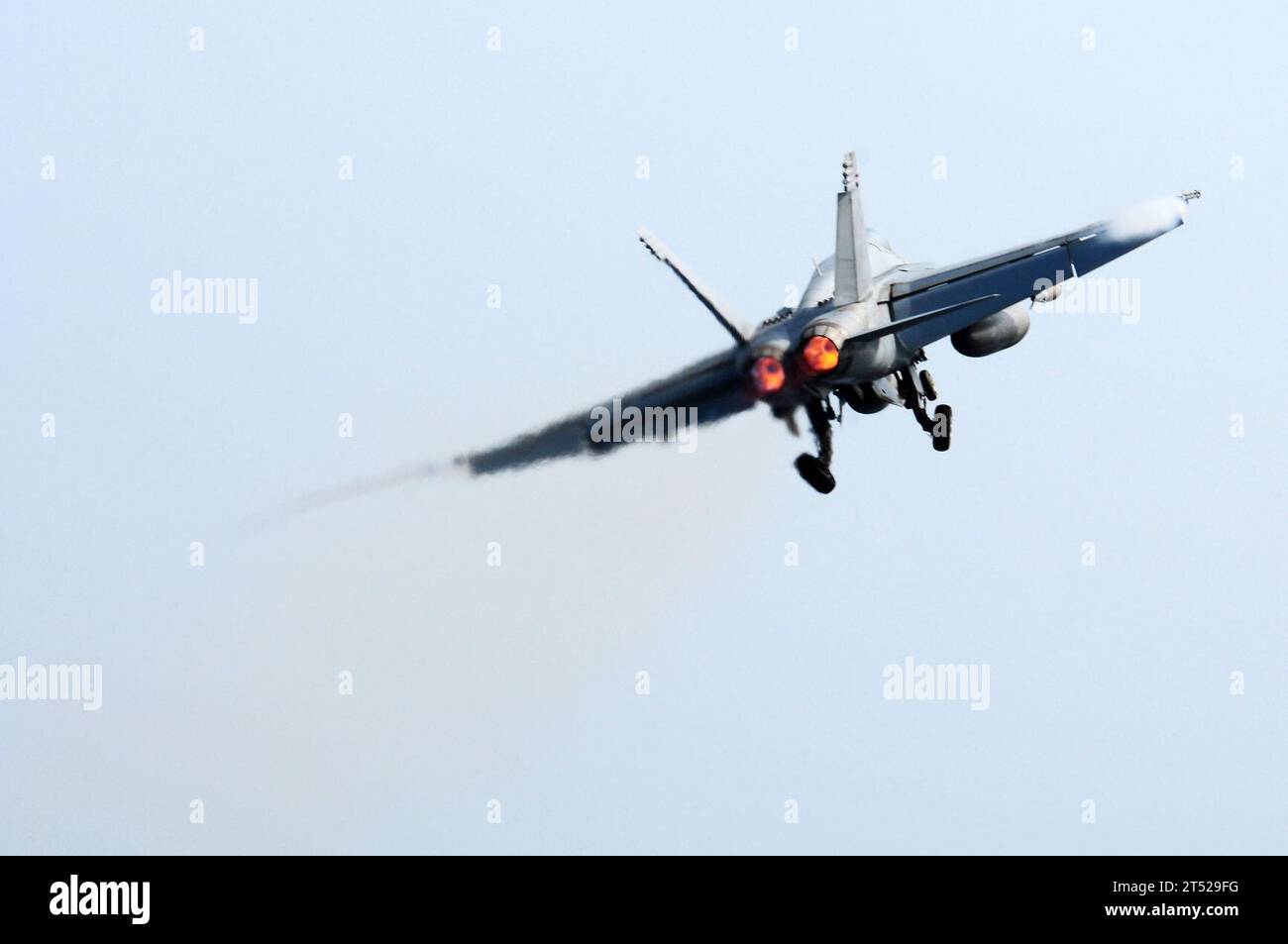 110707UO379-660 ARABIAN SEA (July 7, 2011) An F/A-18E Super Hornet ...