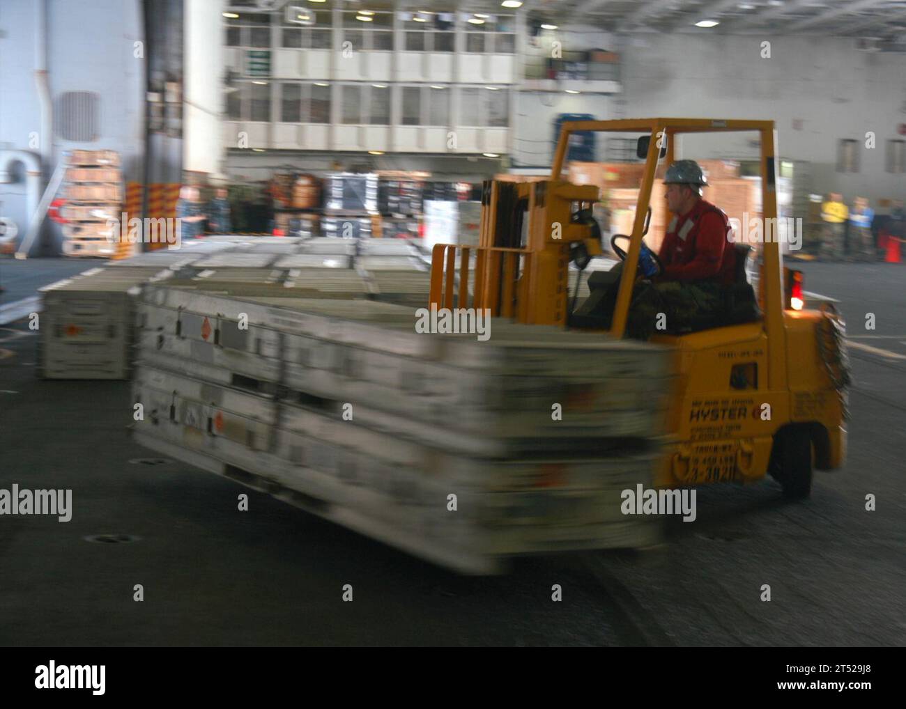 aircraft carrier, Aviation Ordnanceman, HANGAR BAY, navy, ordnance ...