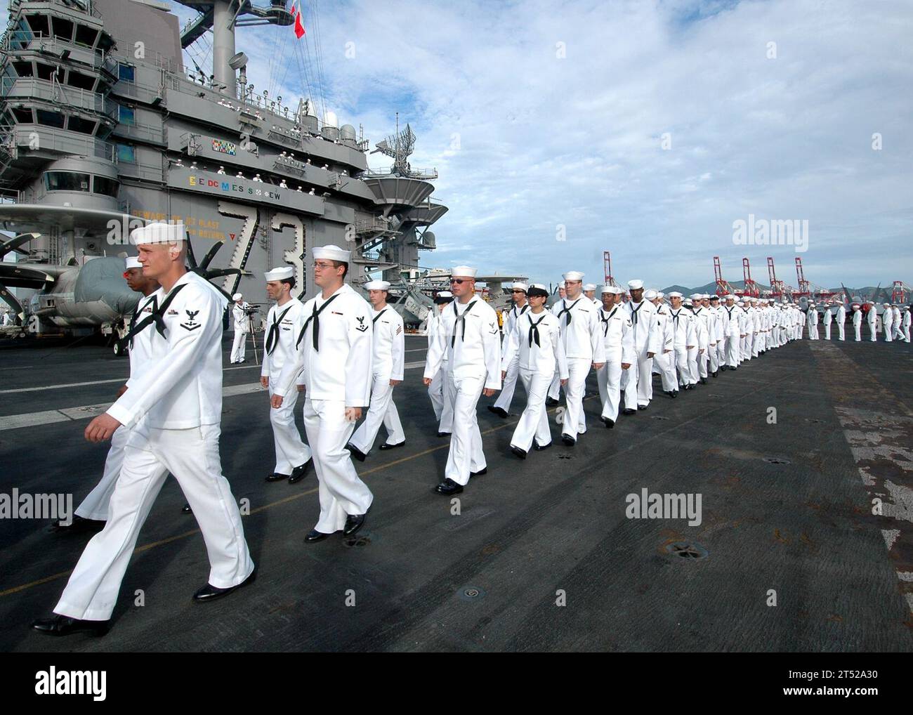 Uss invincible hi-res stock photography and images - Alamy