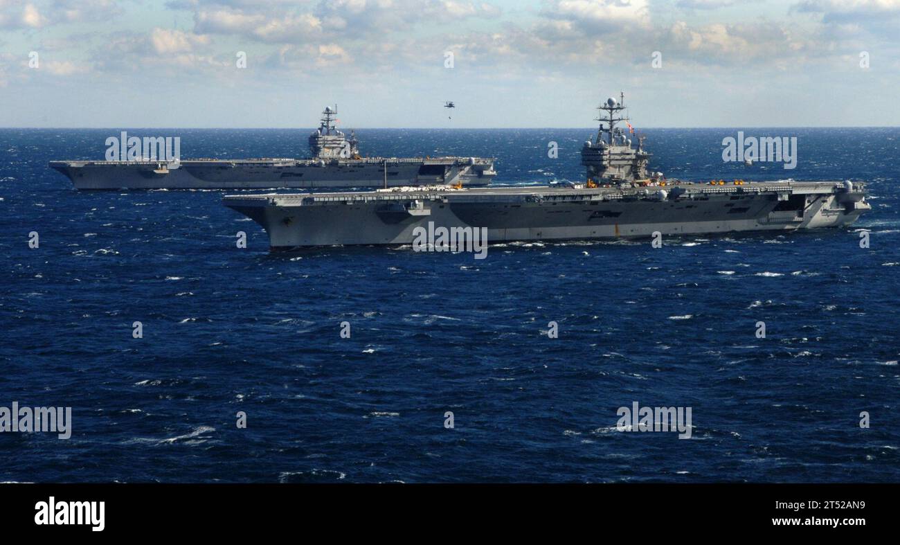 0702080535P-086 Atlantic Ocean (Feb. 8, 2007) - Nimitz-class aircraft ...