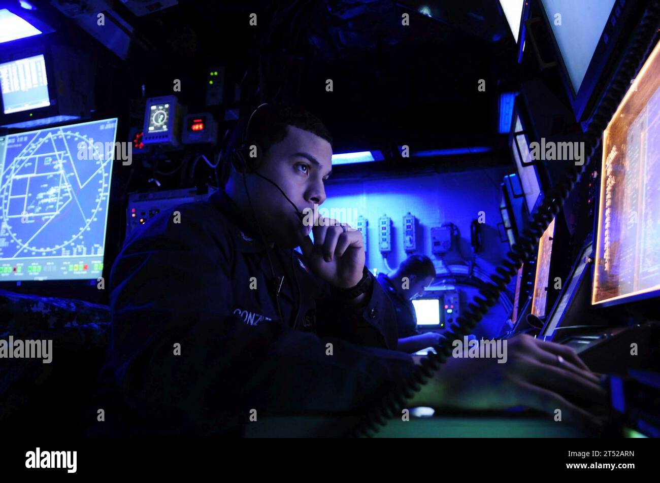 aircraft carrier, CDC, combat direction center, CVN 73, GW, navy, U.S ...