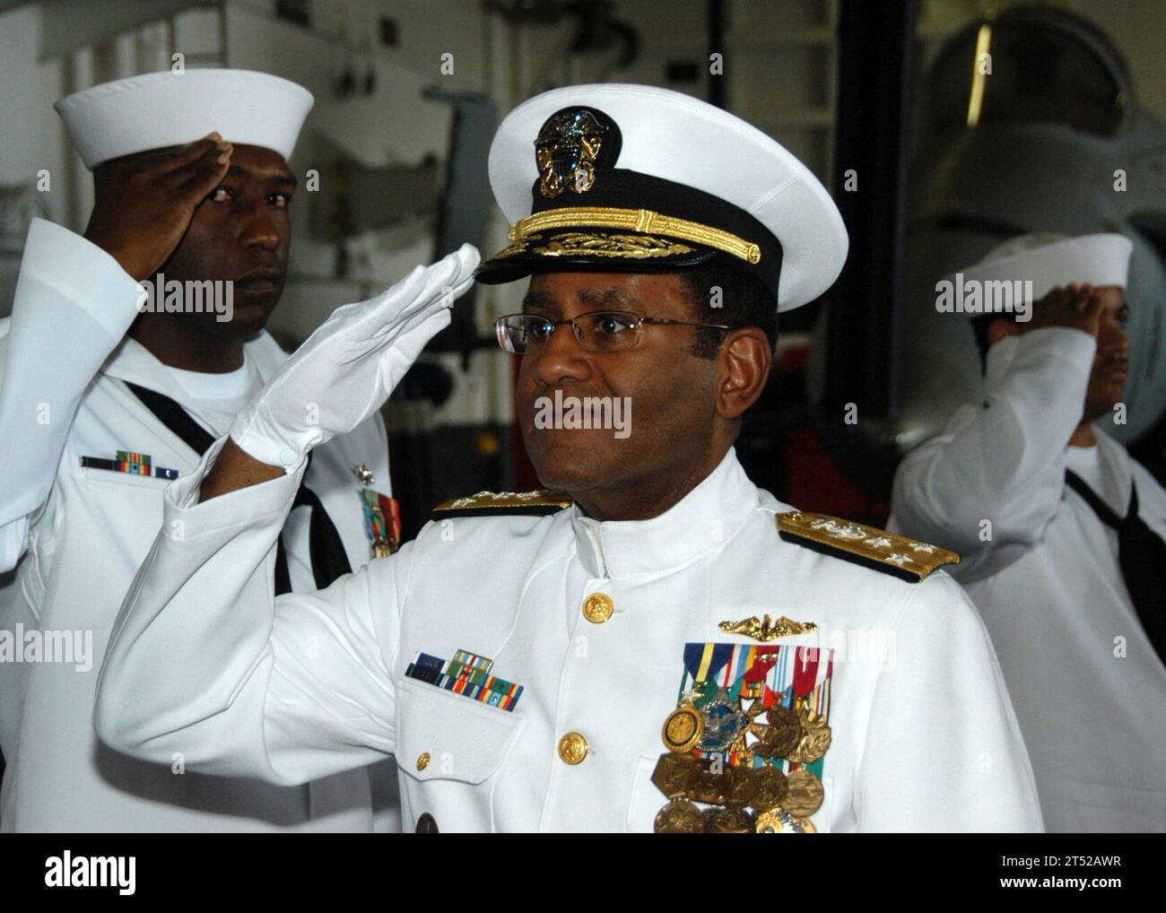 1008126764G-046 NORFOLK (Aug. 12, 2010) Vice Adm. Mel Williams Jr ...