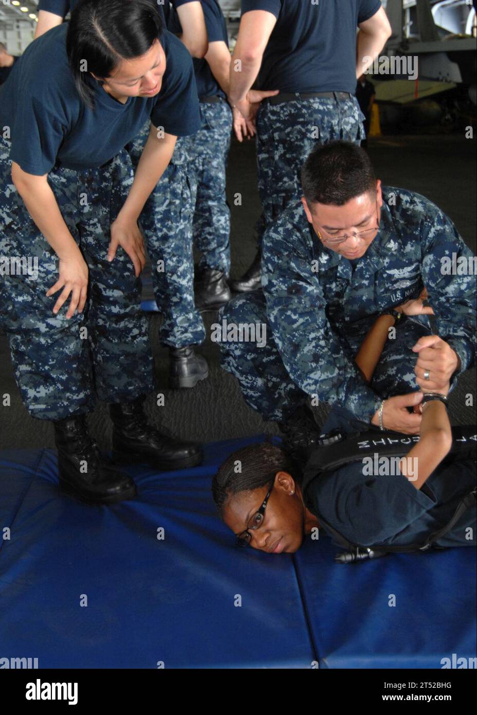 1006193705H-048 U.S. 5TH FLEET AREA OF RESPONSIBILITY (June 19, 2010 ...