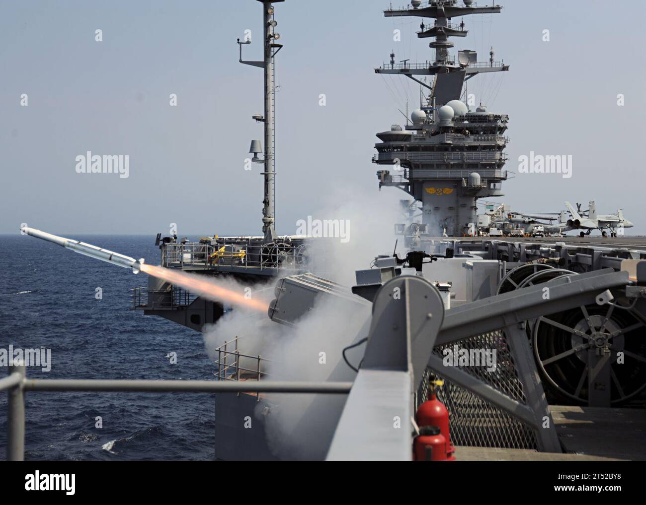 1006233885H-033 ATLANTIC OCEAN (June 23, 2010) A NATO Sea Sparrow ...