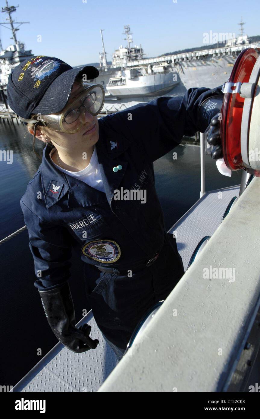 Optical landing system aircraft carrier hi-res stock photography and ...