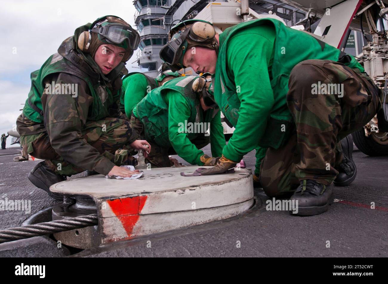 Retractable sheave hi-res stock photography and images - Alamy