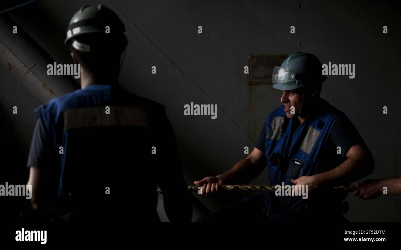 aircraft carrier, messenger line, RAS, Sailors, U.S. Navy, USS Carl ...