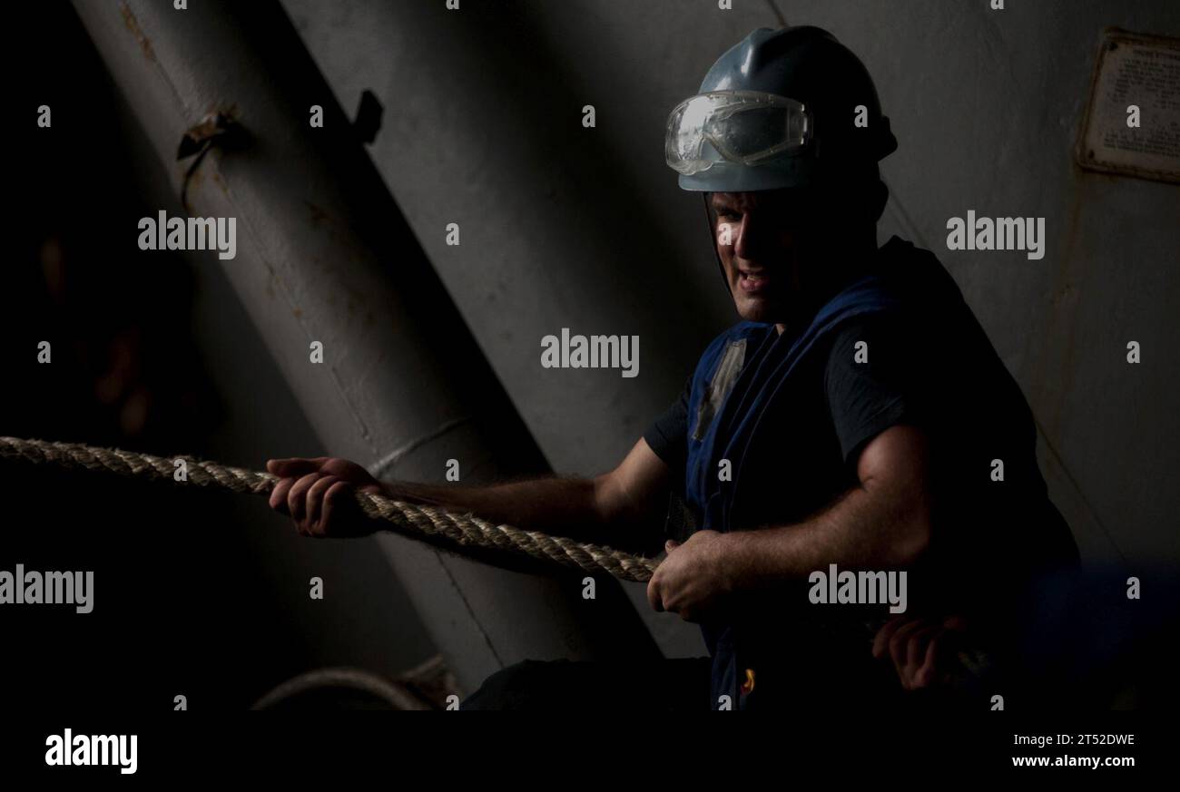 aircraft carrier, messenger line, RAS, Sailors, U.S. Navy, USS Carl ...