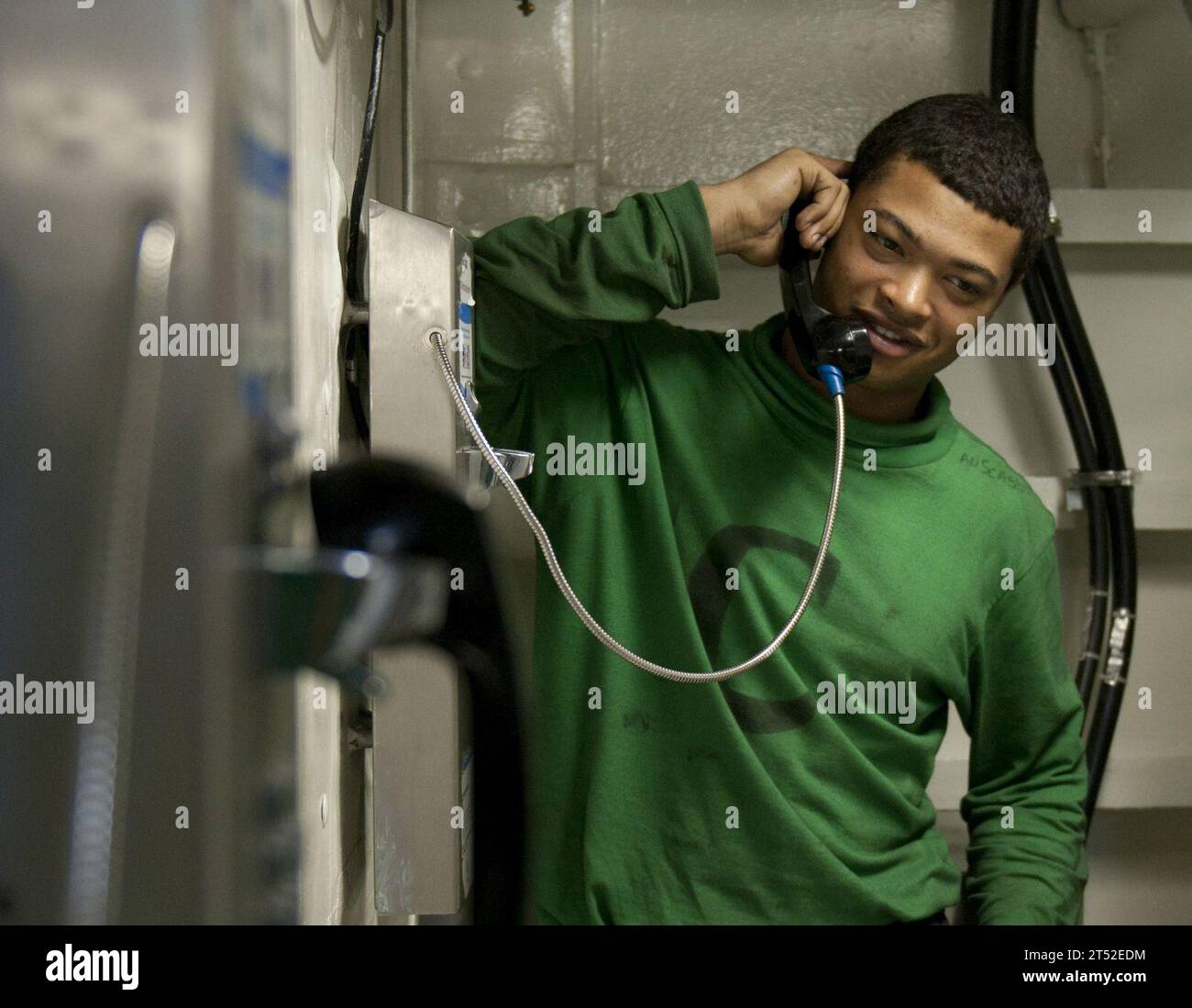 aircraft carrier, sailor phone, Sailors, U.S. Navy, USS Carl Vinson ...