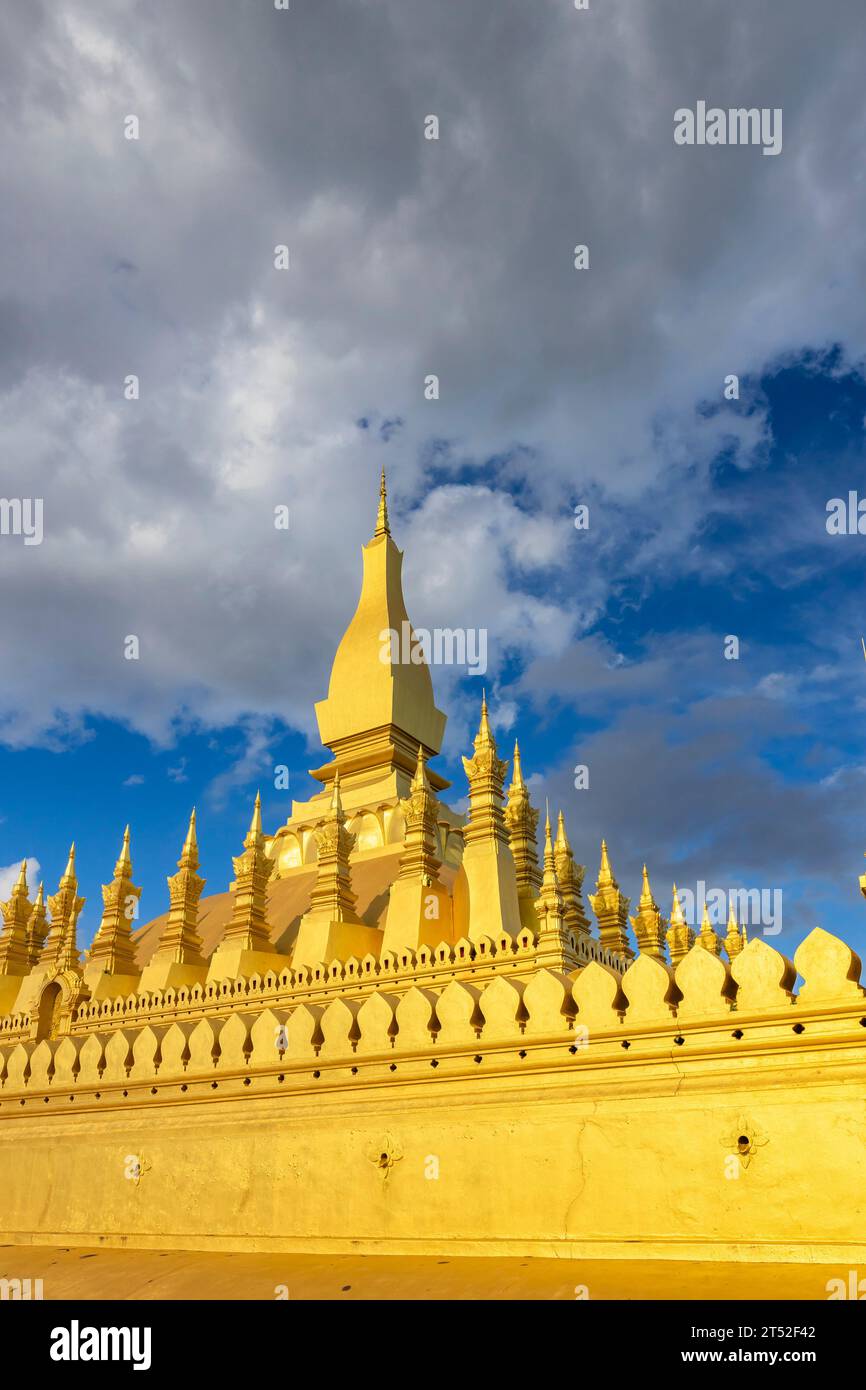 Pha That Luang, That Luang, national symbolic Buddhist stupa and temple ...