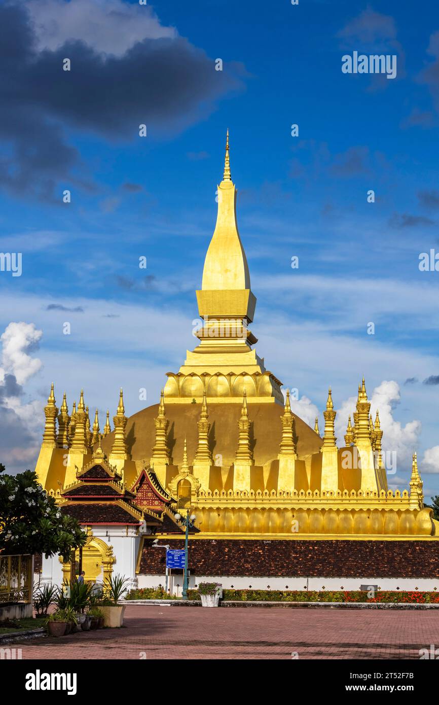 Pha That Luang, That Luang, national symbolic Buddhist stupa and temple ...