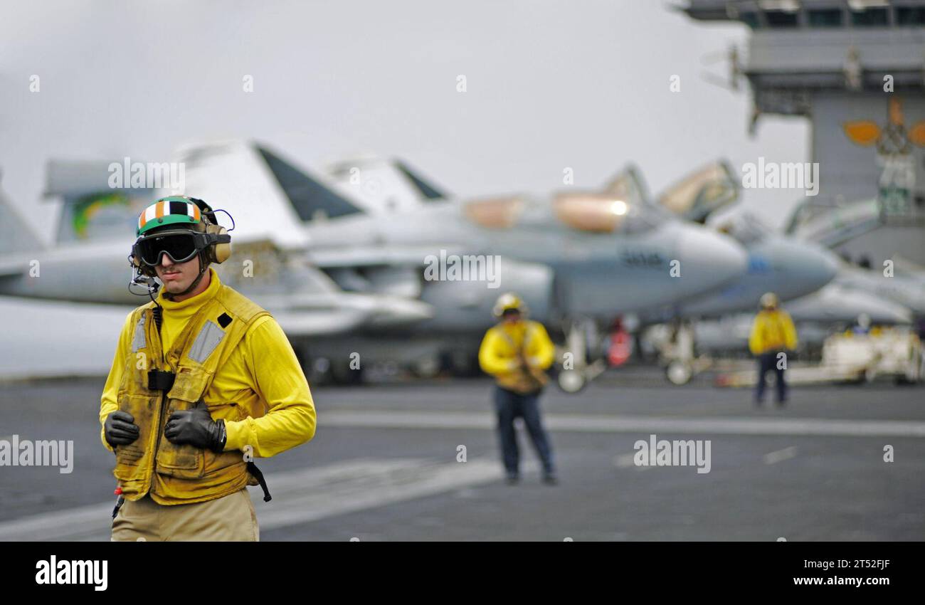 aircraft, aircraft carrier, flight deck, Sailors, U.S. Navy, USS Harry ...