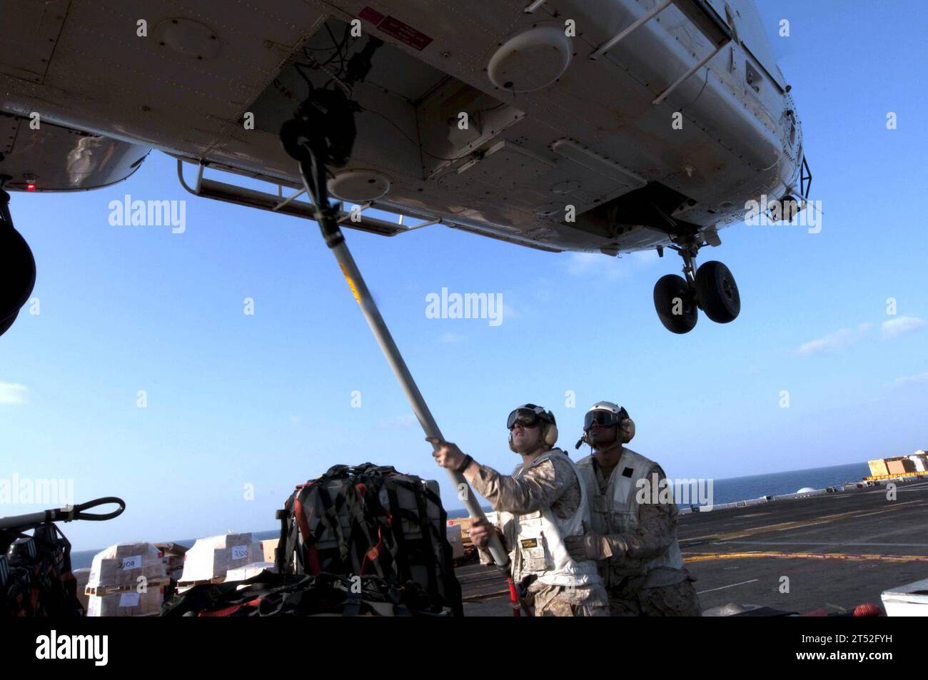 aircraft, amphibious assault ship, LHA 4Manhean Health Center, Marines ...