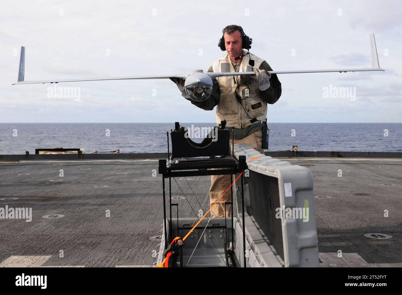 aircraft, amphibious dock landing ship, flight deck, navy, Scan Eagle ...