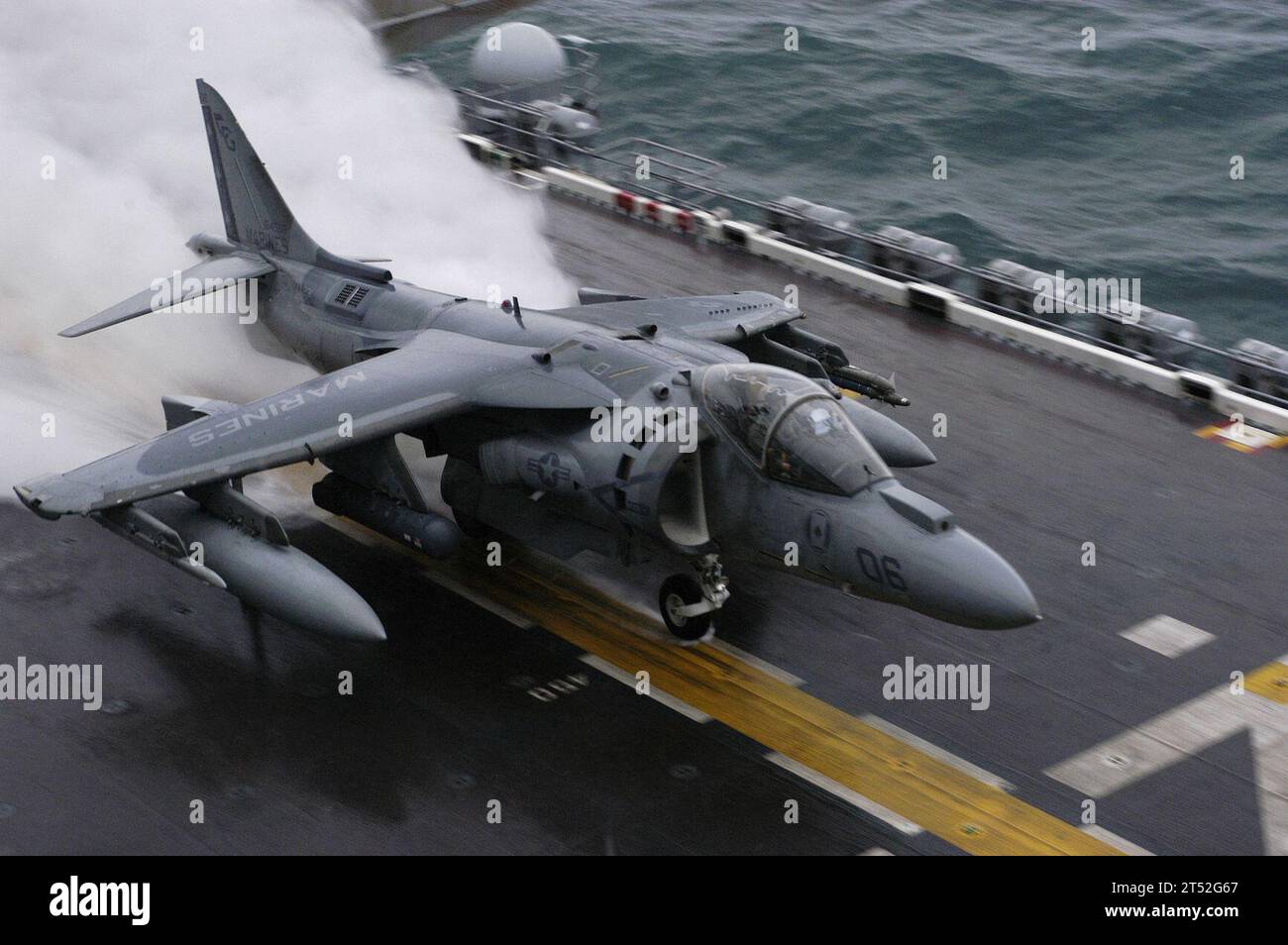 0611078154G-004 Atlantic Ocean (Nov. 7, 2006) - An AV-8B Harrier ...