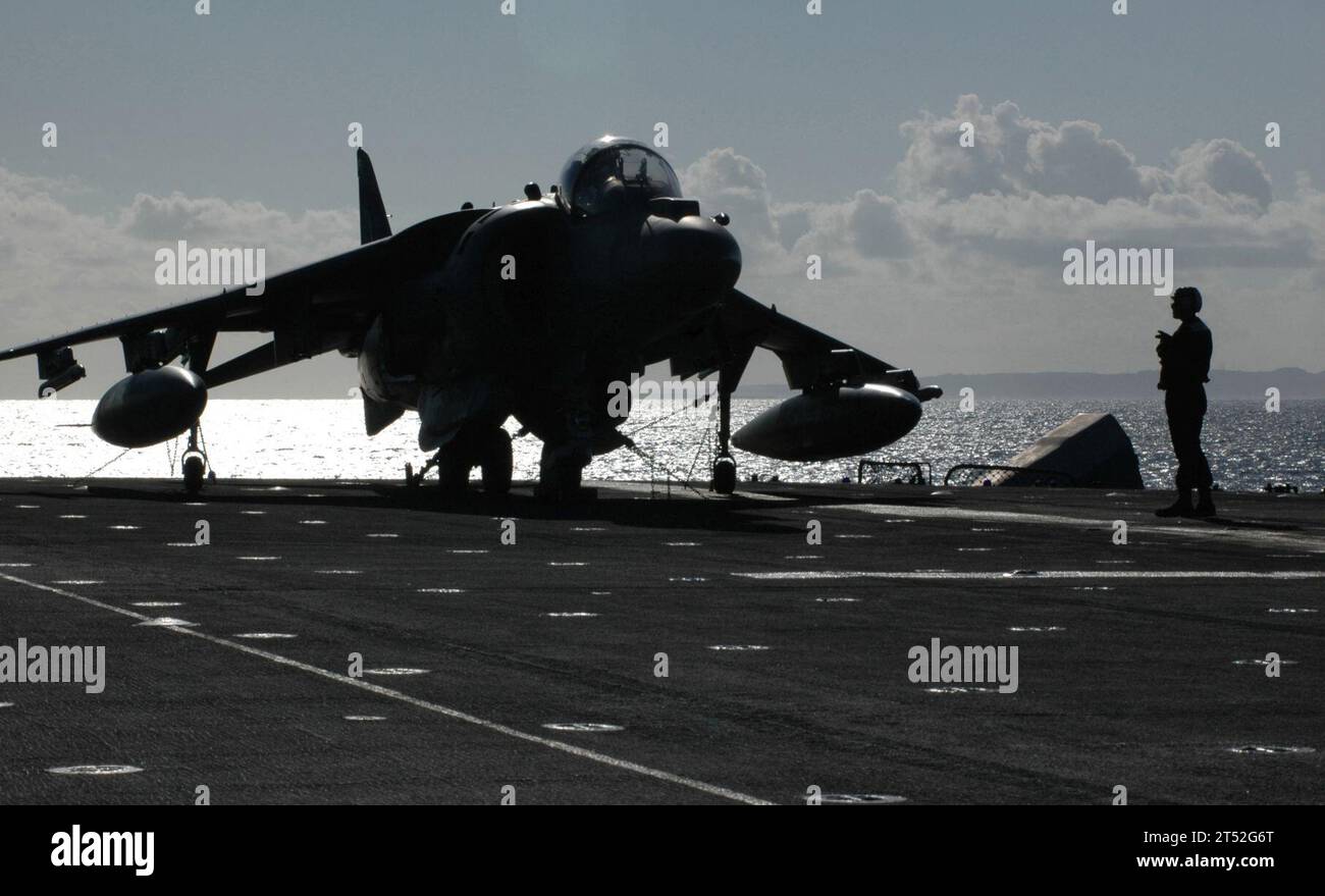 Harrier engines hi-res stock photography and images - Alamy