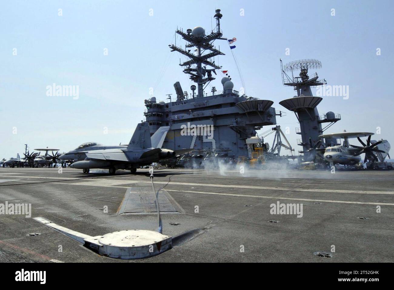 0906132880M-022 ATLANTIC OCEAN (June 13, 2009) An F/A-18F assigned to ...