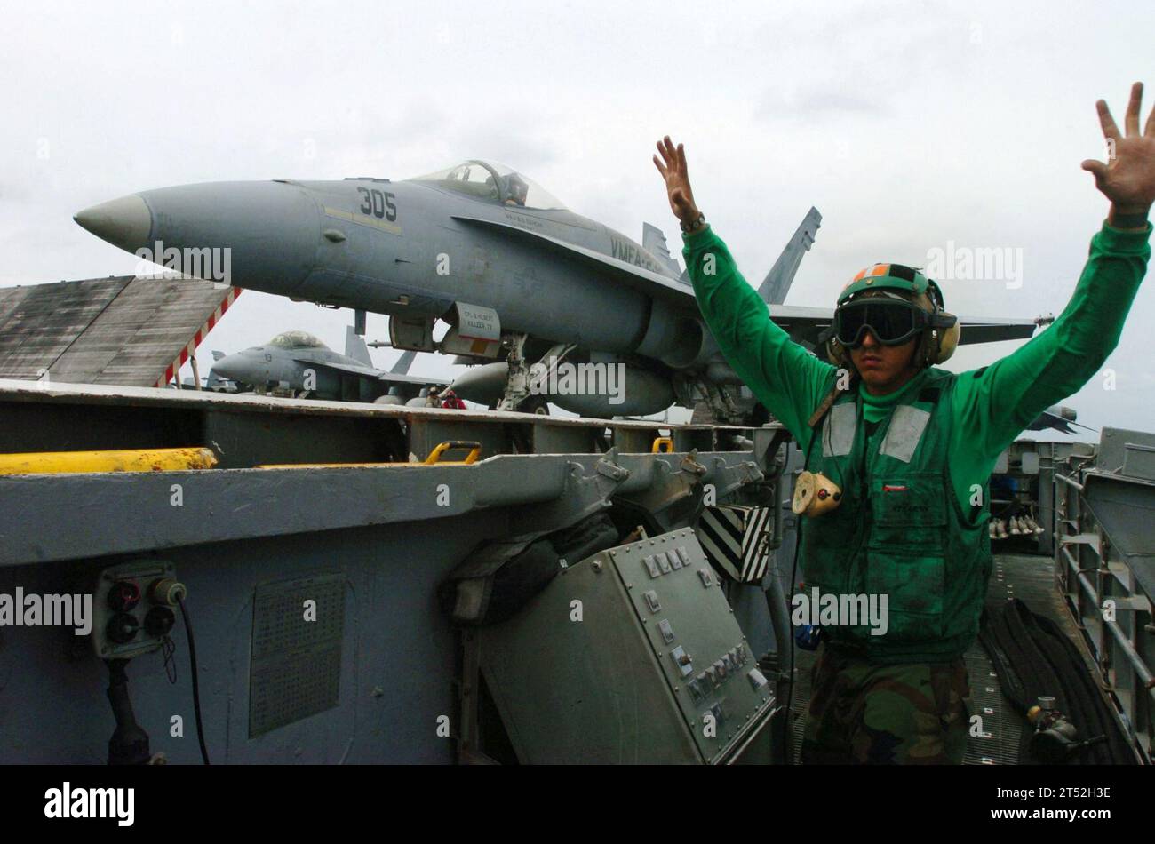 aircraft, CVN 68, f/a-18a hornet, hands off, hornet, Marines, Red ...