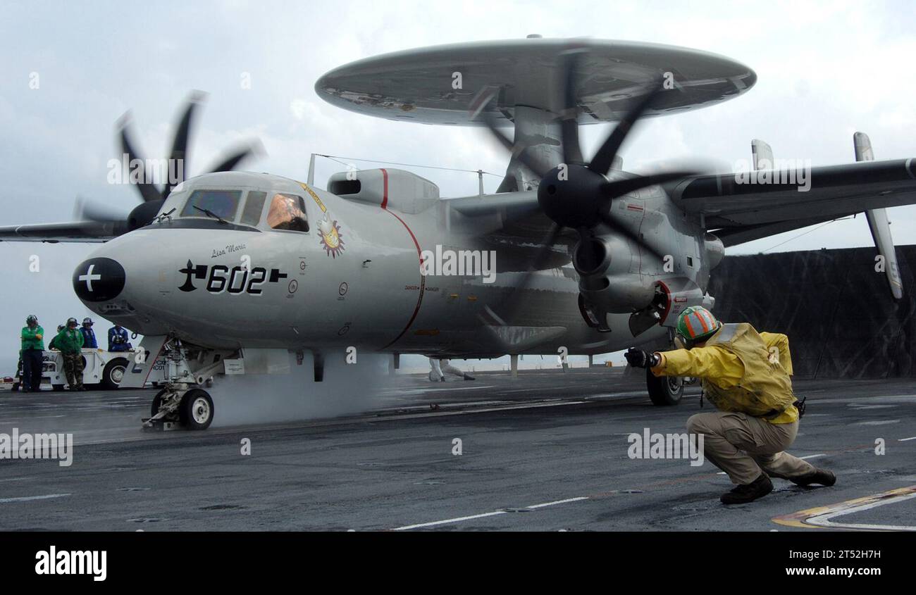 aircraft, E-2C Hawkeye, sun kings, VAW-116 Stock Photo - Alamy
