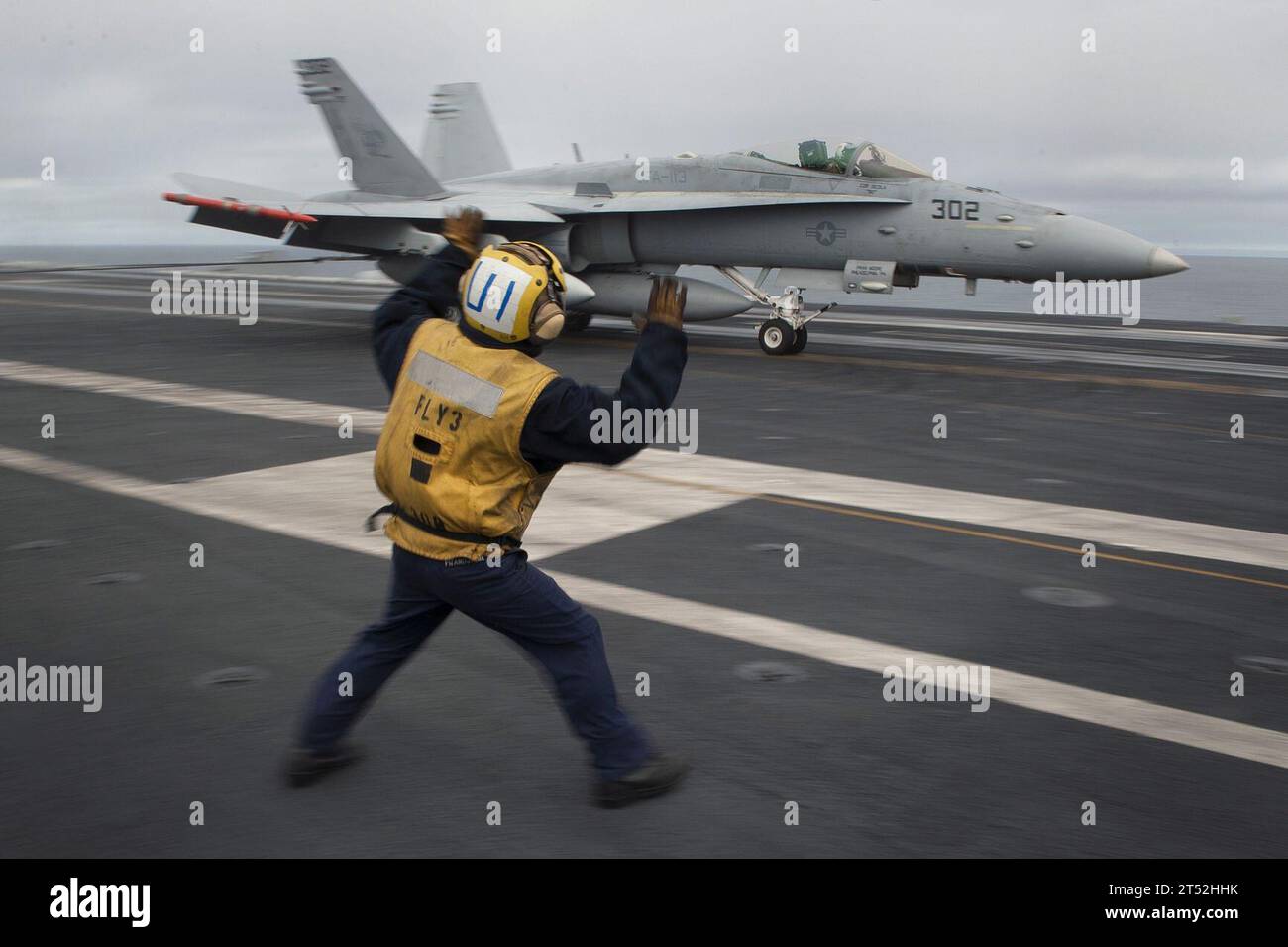 aircraft, F/A-18C Hornet, flight deck, safe-shot line, Sailor, U.S ...