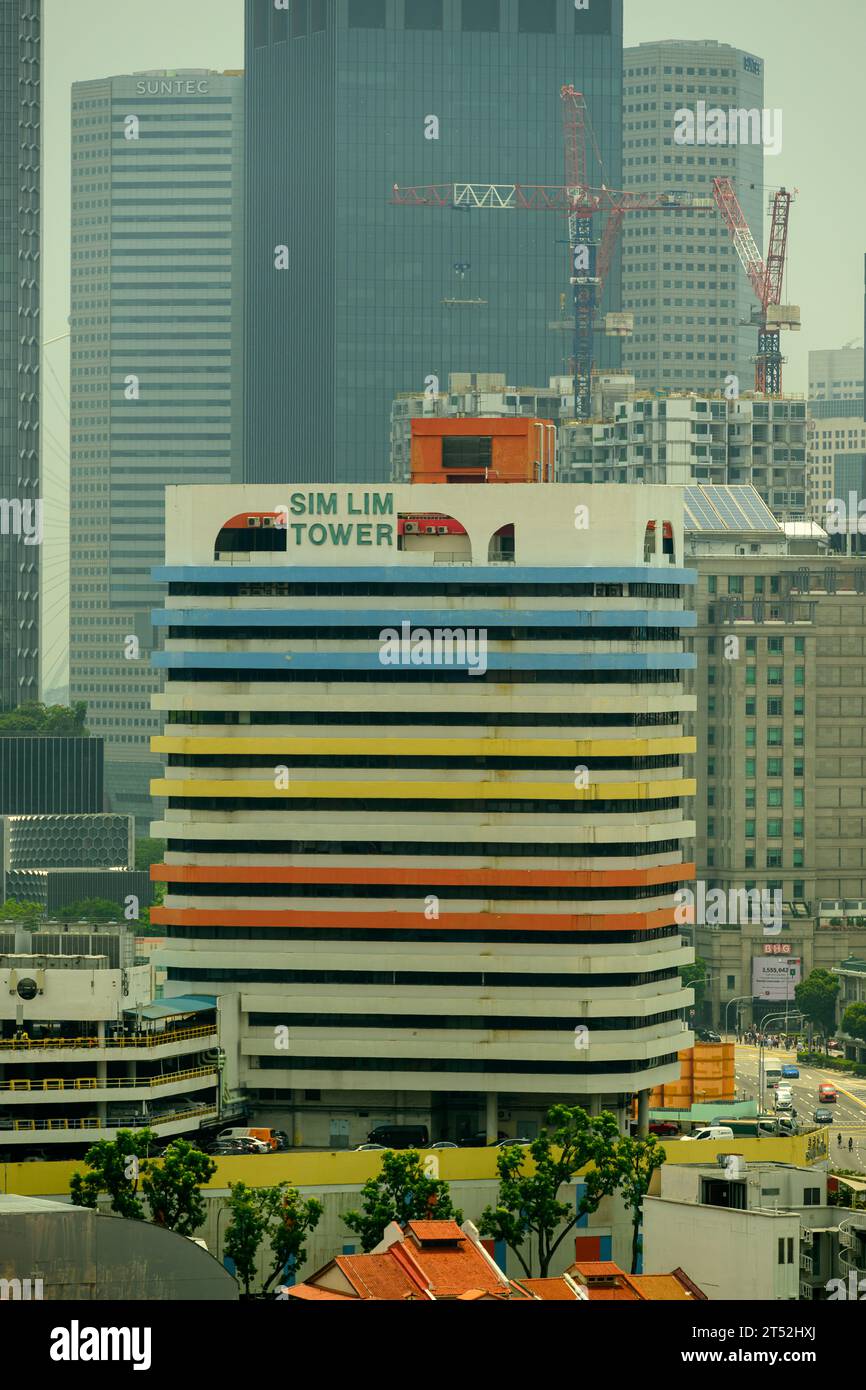 A view of the Sim Lim Tower electronics mall from distance, Singapore ...