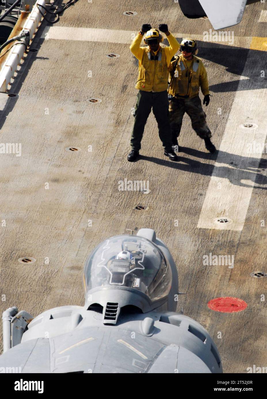 aircraft, flight deck, jump jet, vertical take off Stock Photo - Alamy