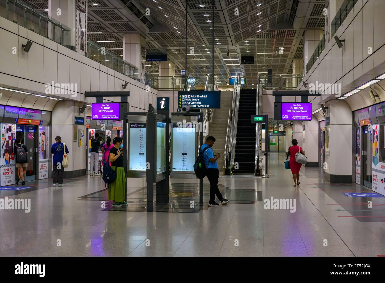 Singapore mrt north south line hi-res stock photography and images - Alamy