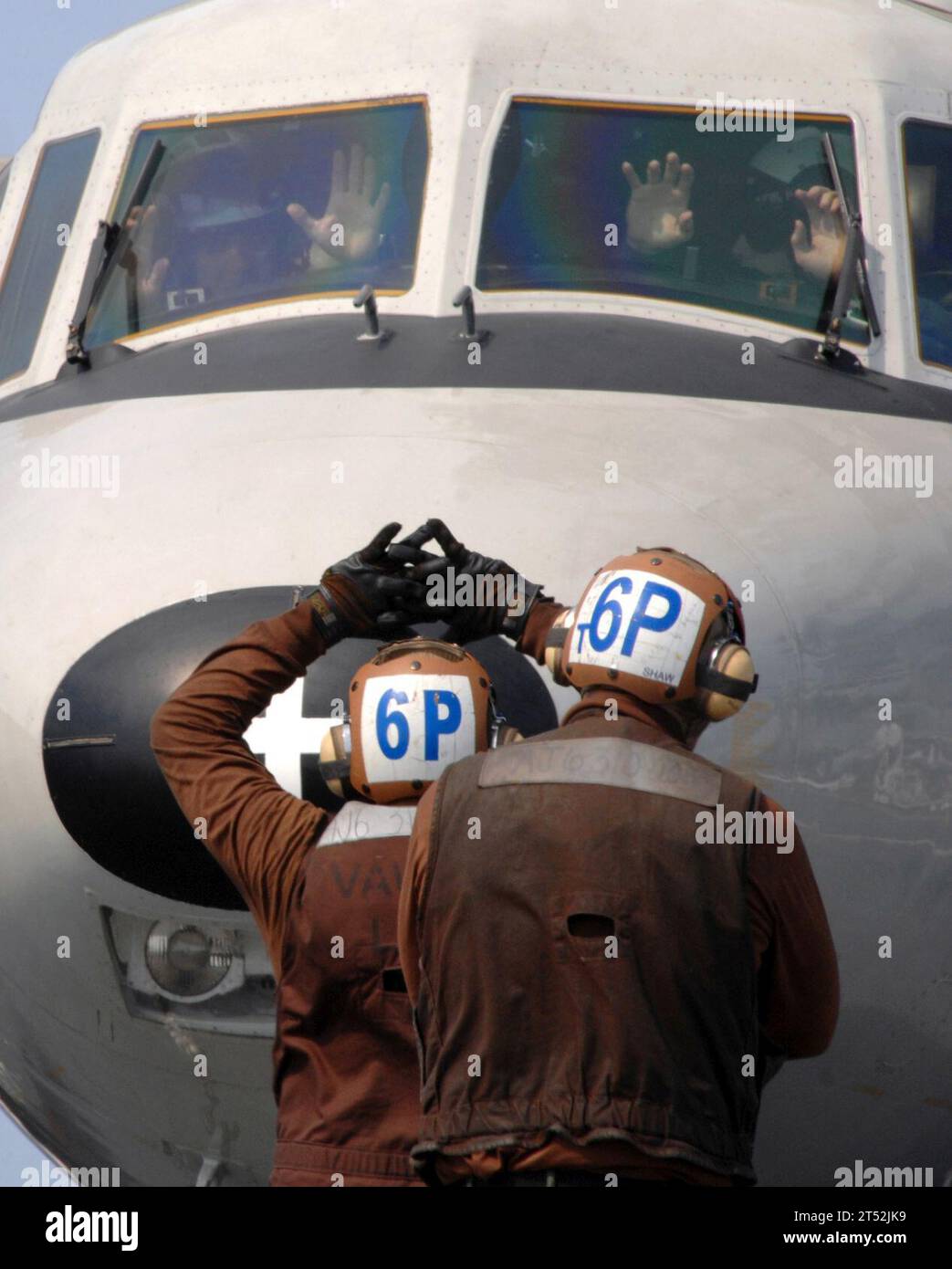 0703275345W-070 ATLANTIC OCEAN (March 27, 2007) - Pilots assigned to ...