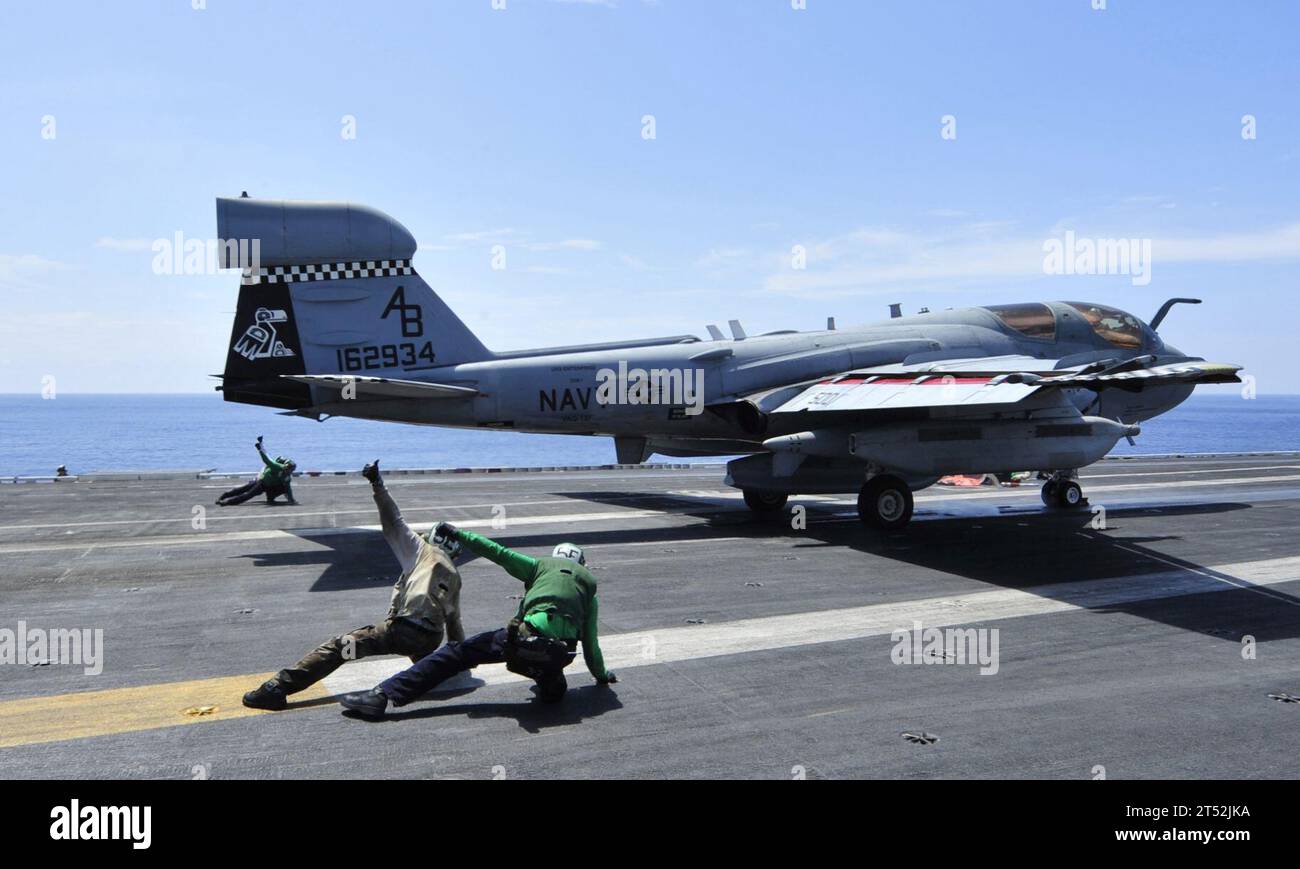 Electronic attack squadron vaq 137 hi-res stock photography and images ...