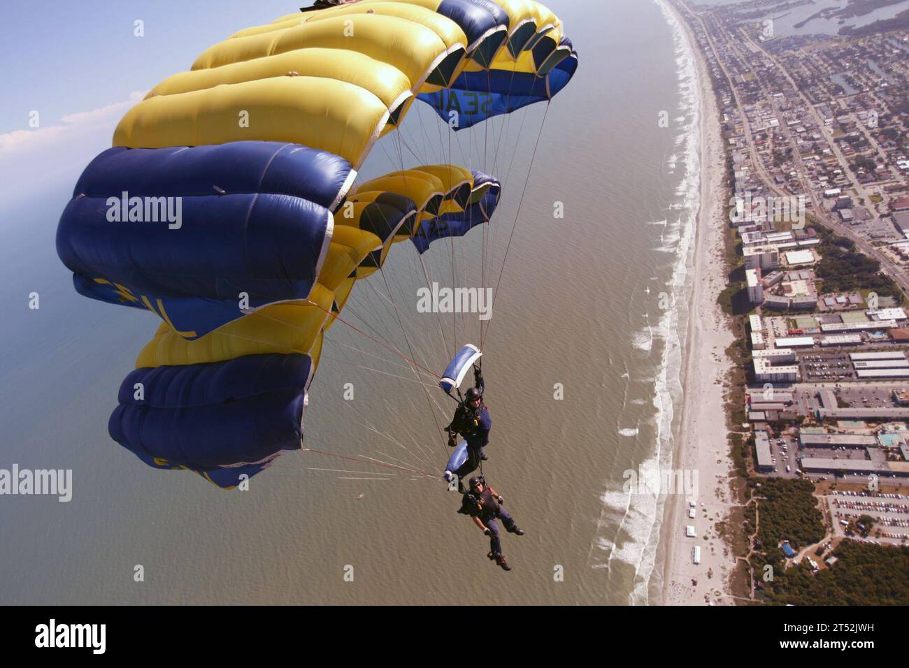 aircrew, Leap Frogs, Parachute, Sailor, special warfare, U.S. Navy ...