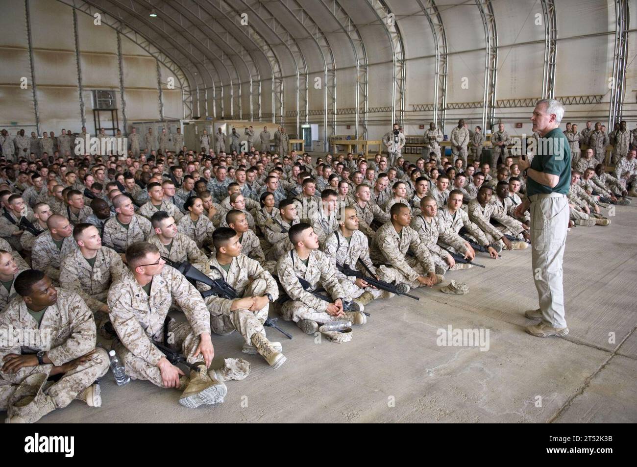 Al asad air base hi-res stock photography and images - Alamy