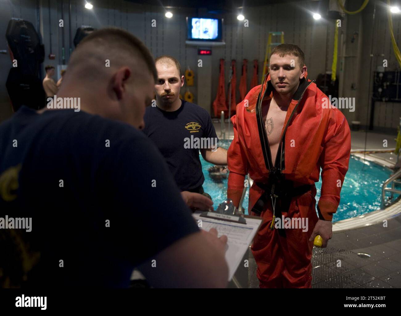 All Hands magazine, Basic Enlisted Submarine School, classroom, Conn ...