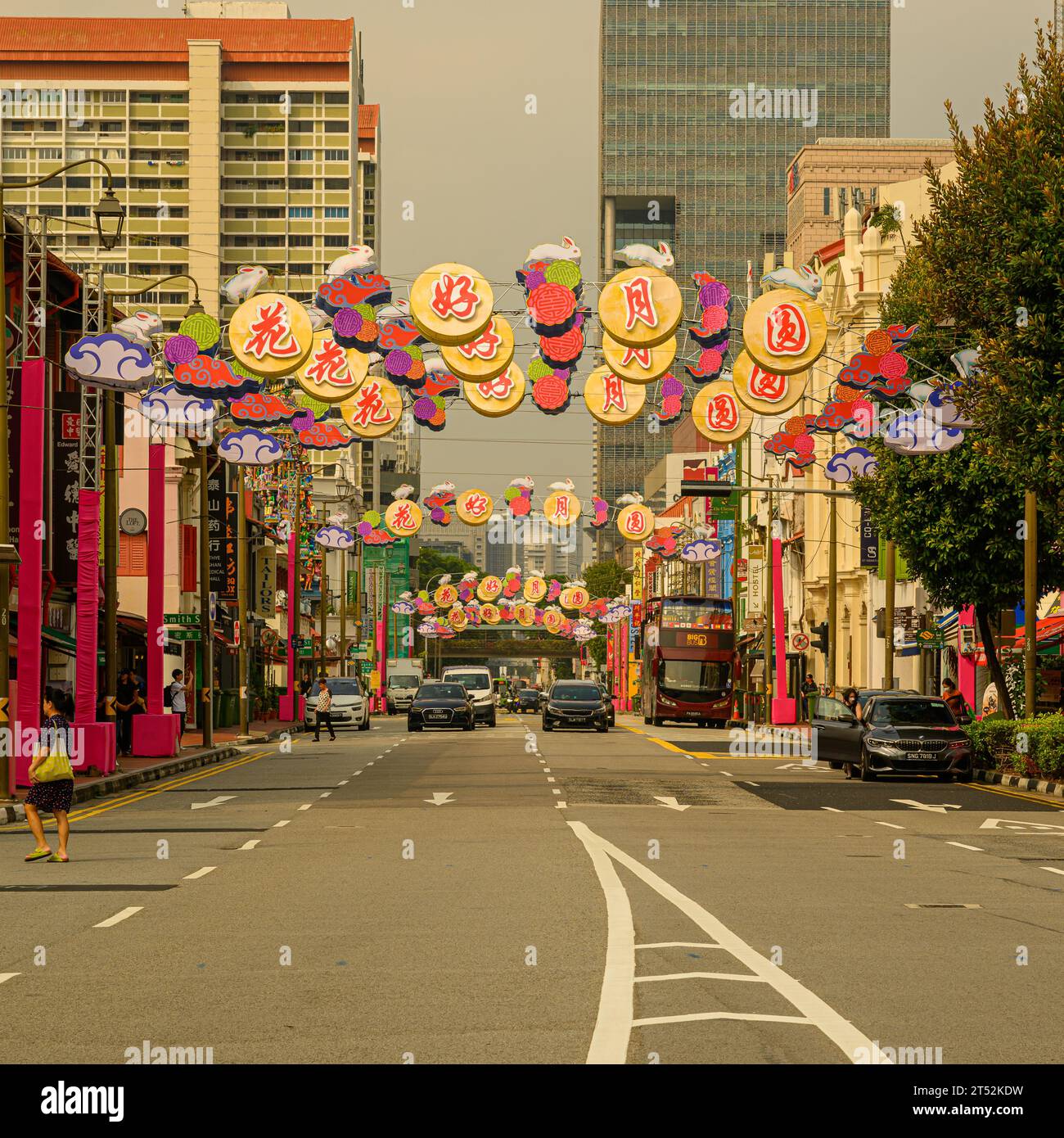 Street decorations in Singapore Chinatown Stock Photo - Alamy