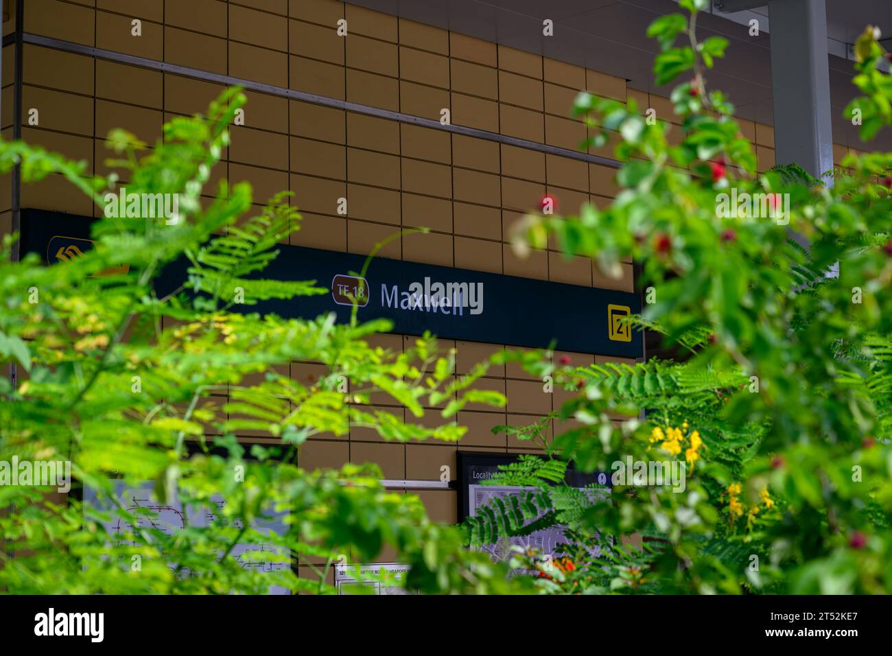 Maxwell MRT station sign, Singapore Stock Photo - Alamy