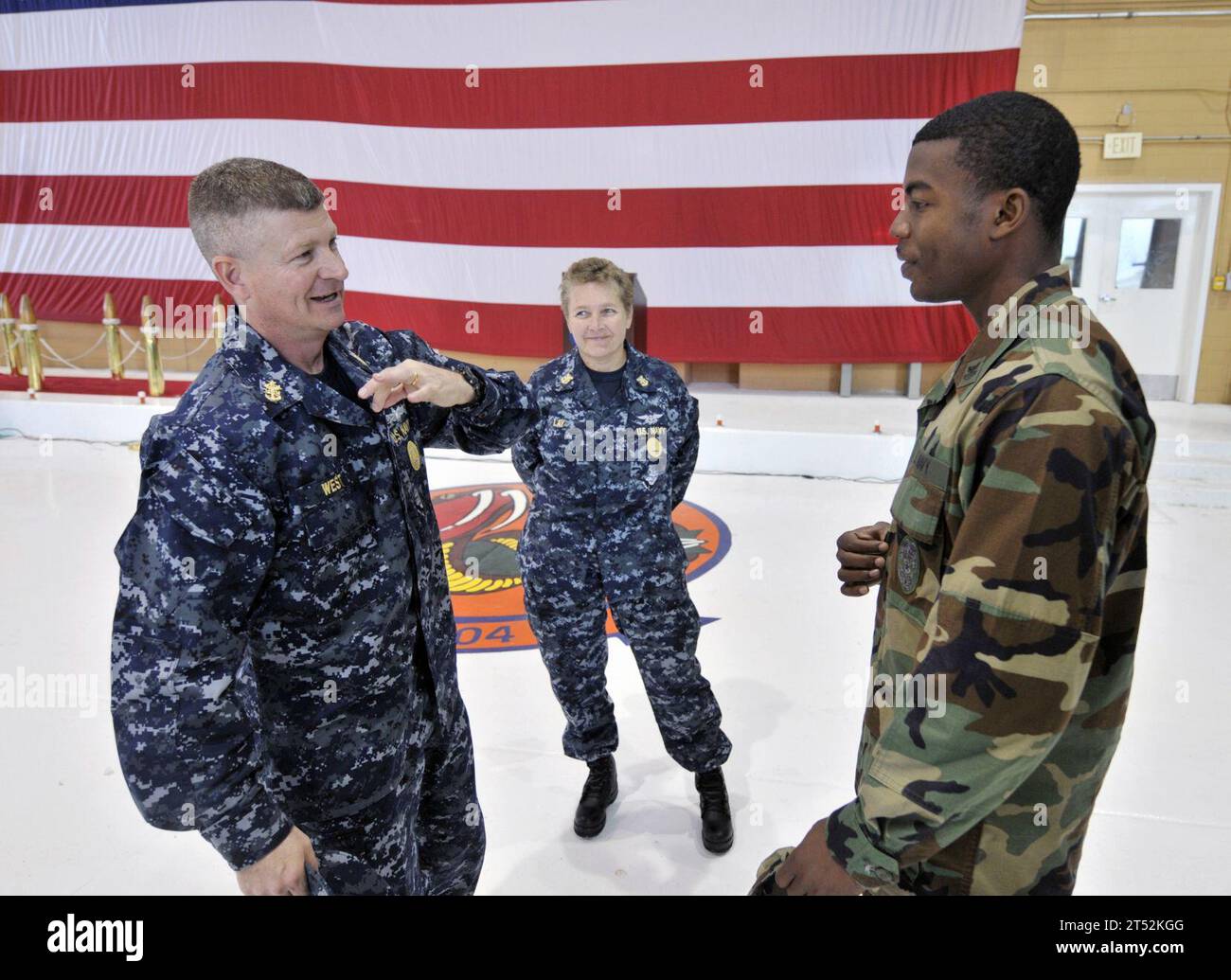 all-hands call, MCPON, people, vip Stock Photo - Alamy