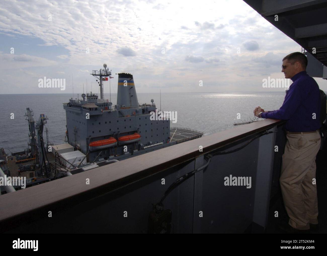 0910110173G-012 PACIFIC OCEAN (Oct. 11, 2009) USS George Washington’s ...