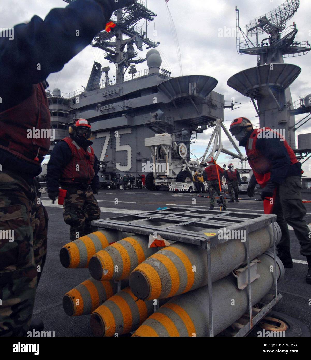 0702088923M-016 Atlantic Ocean (Feb.8, 2007) - Sailors assigned to ...