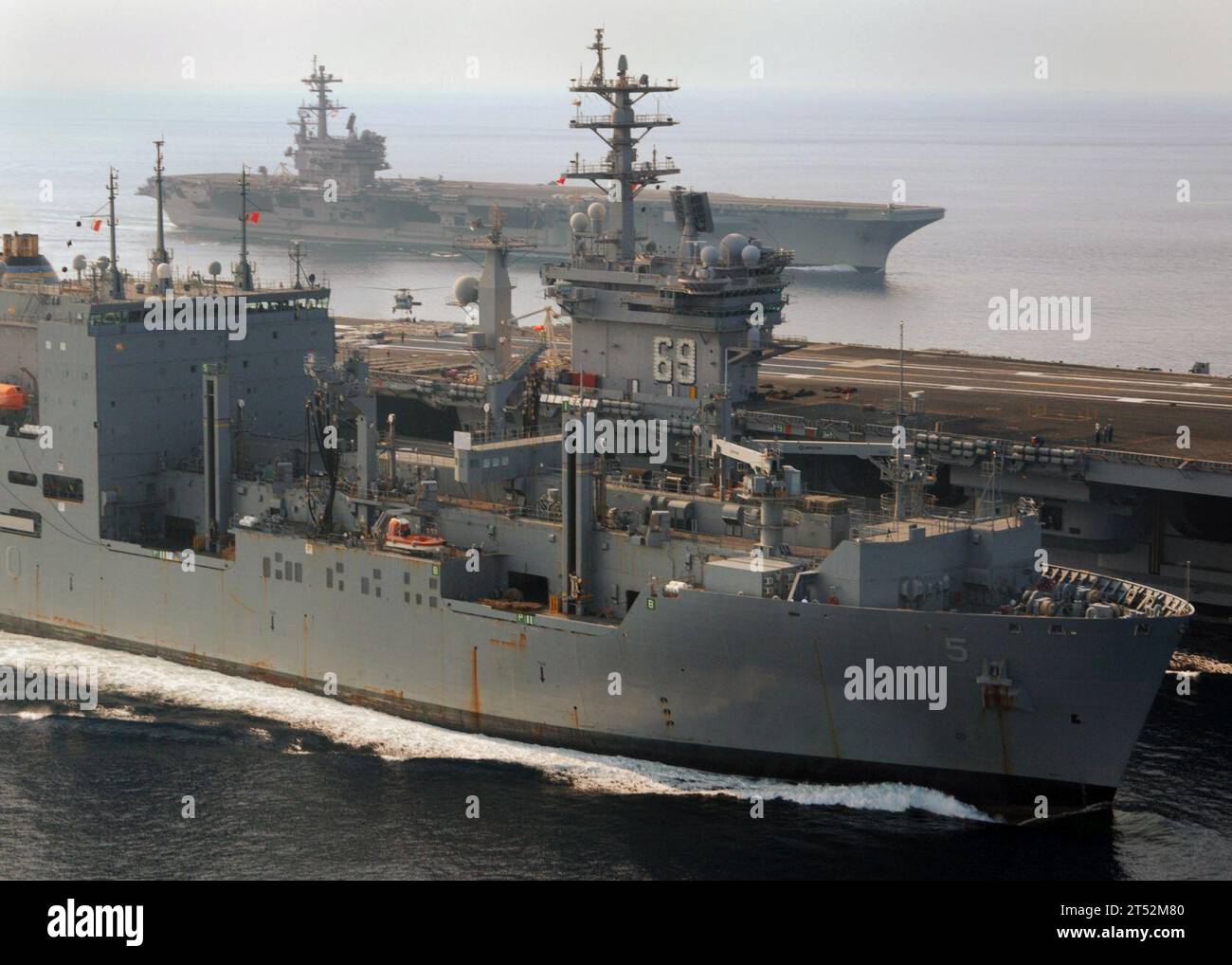 1009019793B-054 ATLANTIC OCEAN (Sept. 1, 2010) The aircraft carriers ...