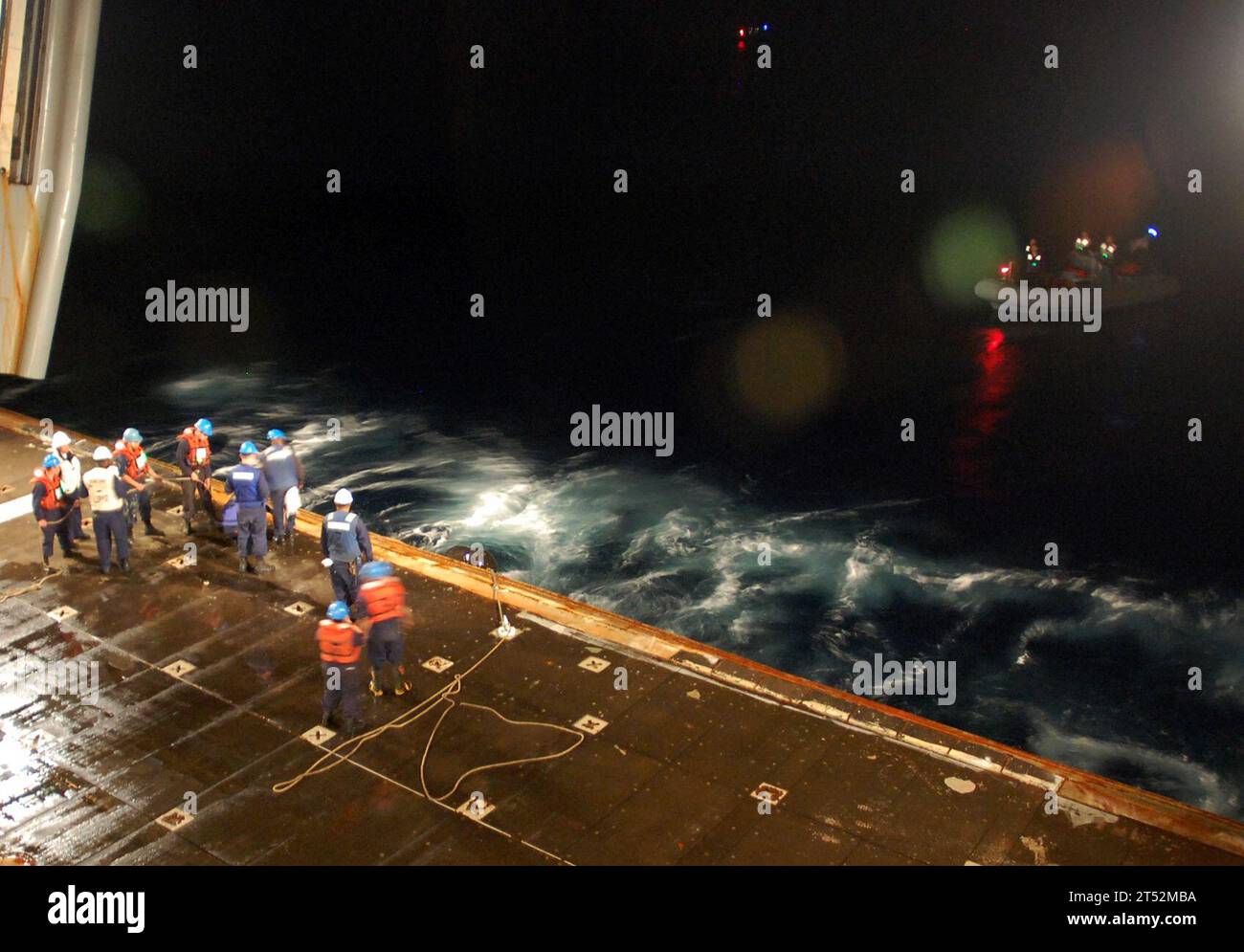 0910297438S-029 PACIFIC OCEAN (Oct. 29, 2009) Sailors aboard the ...