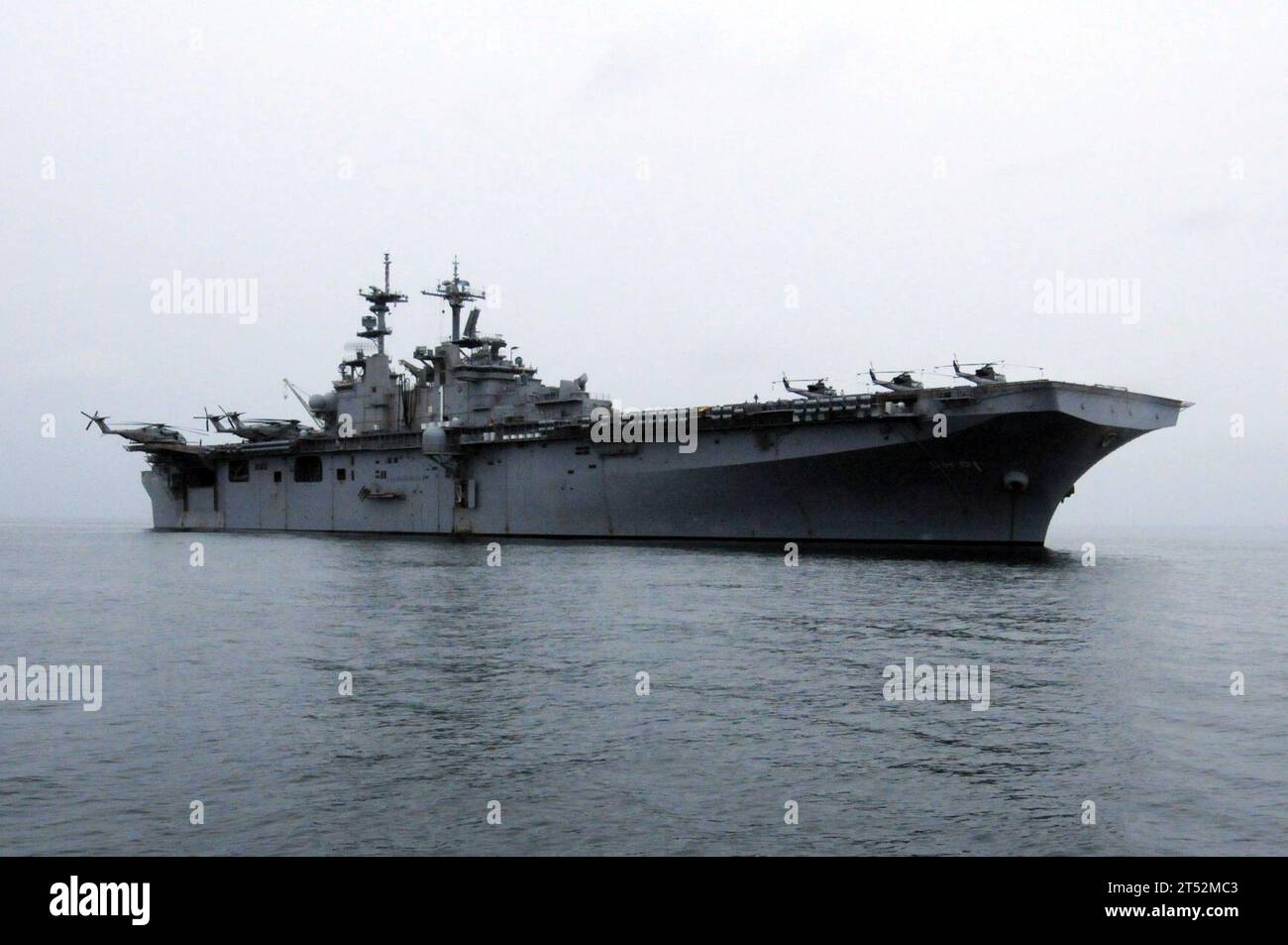 amphib, amphibious, USS Wasp (LHD 1 Stock Photo - Alamy