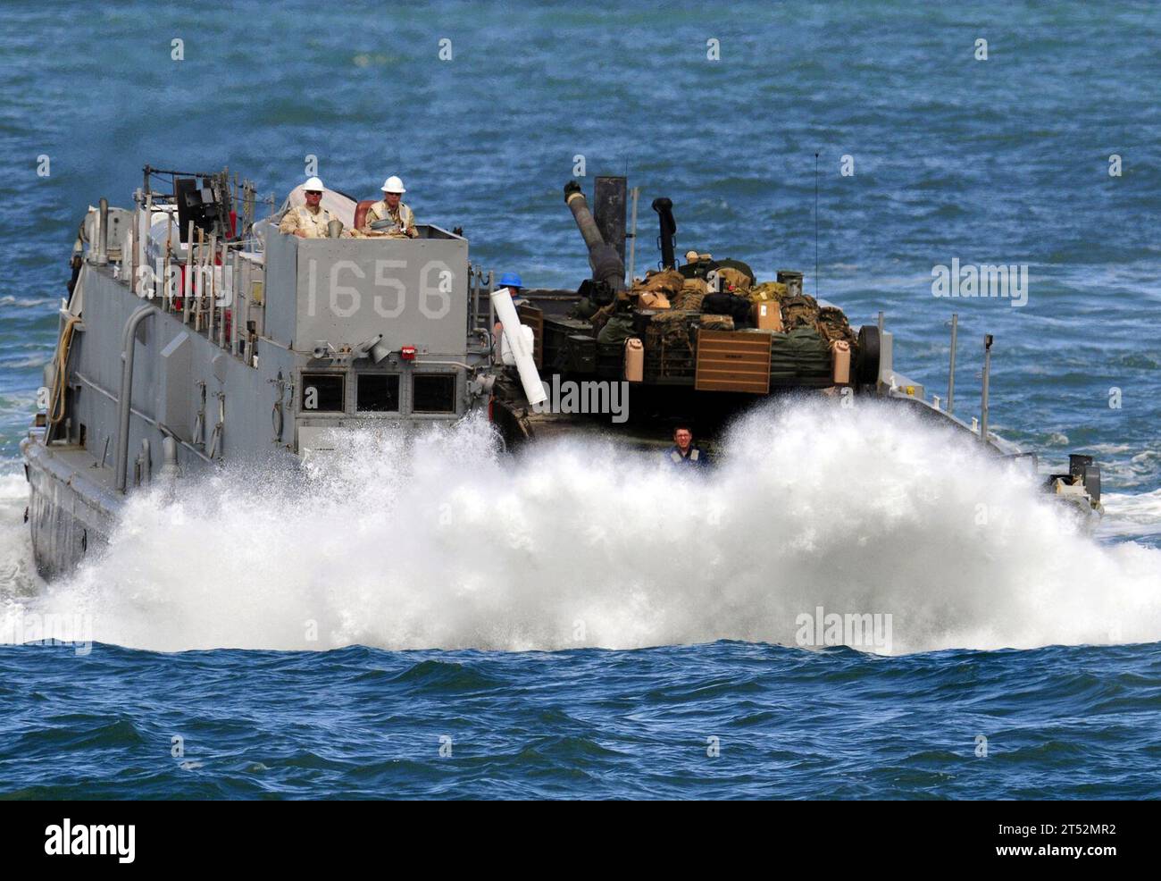 0905155345W-206 ATLANTIC OCEAN (May 15, 2009) A landing craft unit from ...