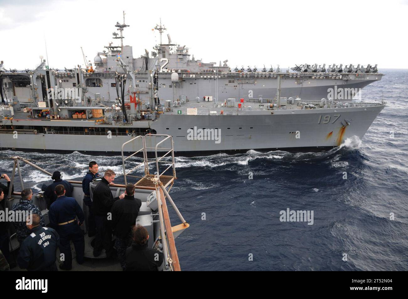 1101316692A-191 PACIFC OCEAN (Jan. 31, 2011) The amphibious assault ...