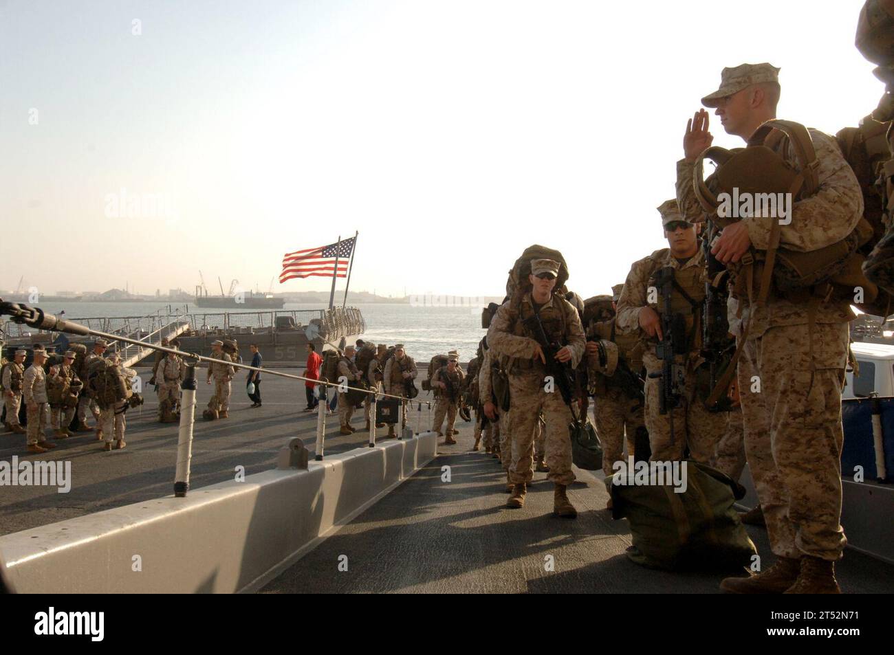 Amphibious assault ship USS Wasp (LHD 1), BAHRAIN, Coalition Forces ...