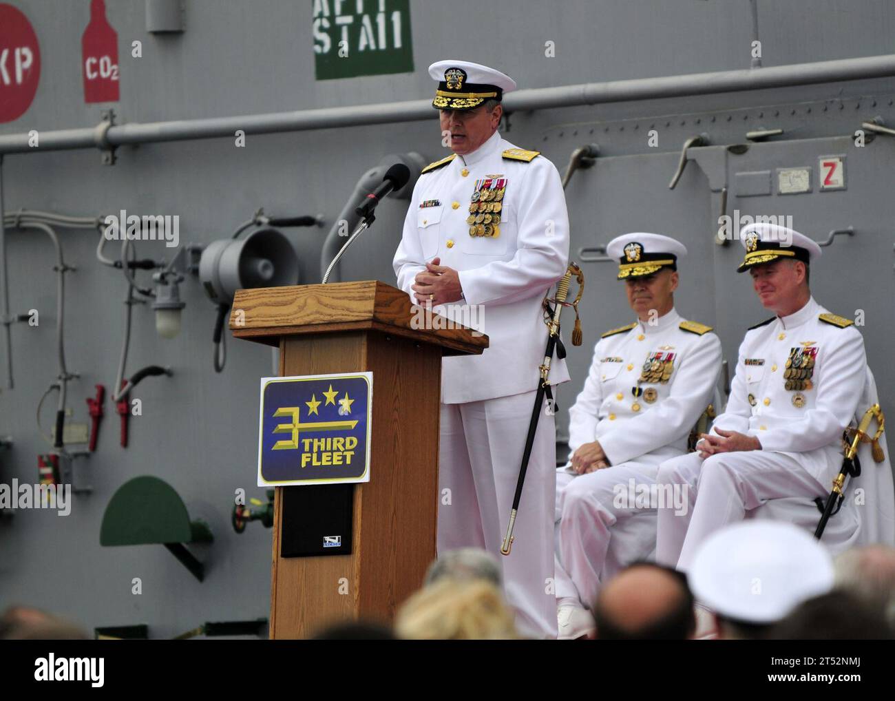 110421QL961-094 SAN DIEGO (April 21, 2011) Vice Adm. Gerald R. Beaman ...