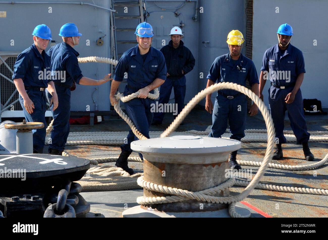 amphibious assault ship, Deployment, Kearsarge ARG, maritime, military ...