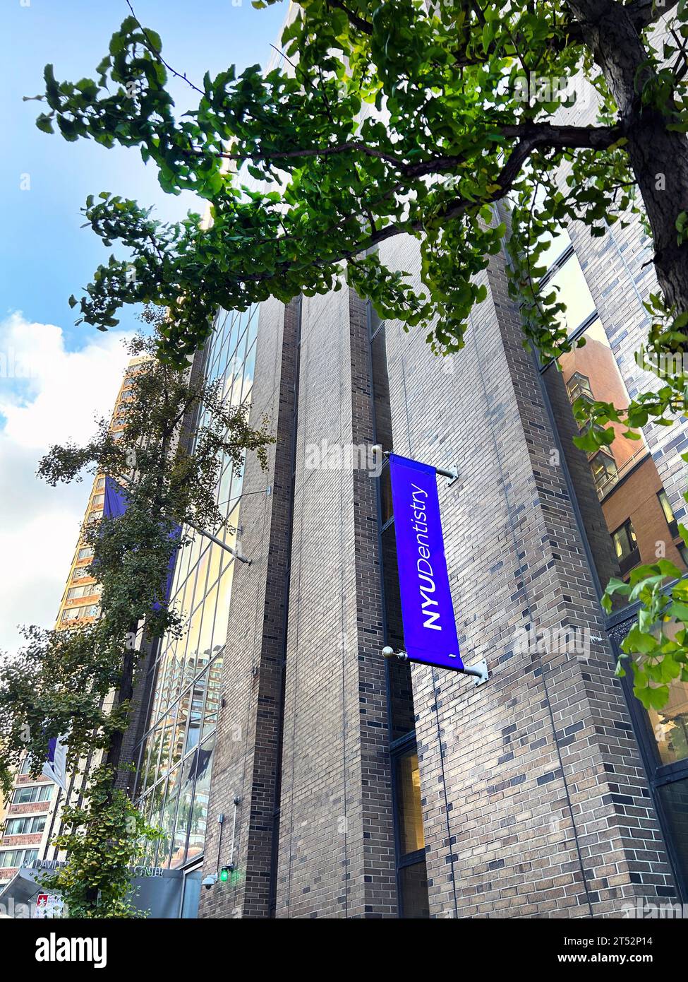 Healthcare college hi-res stock photography and images - Alamy